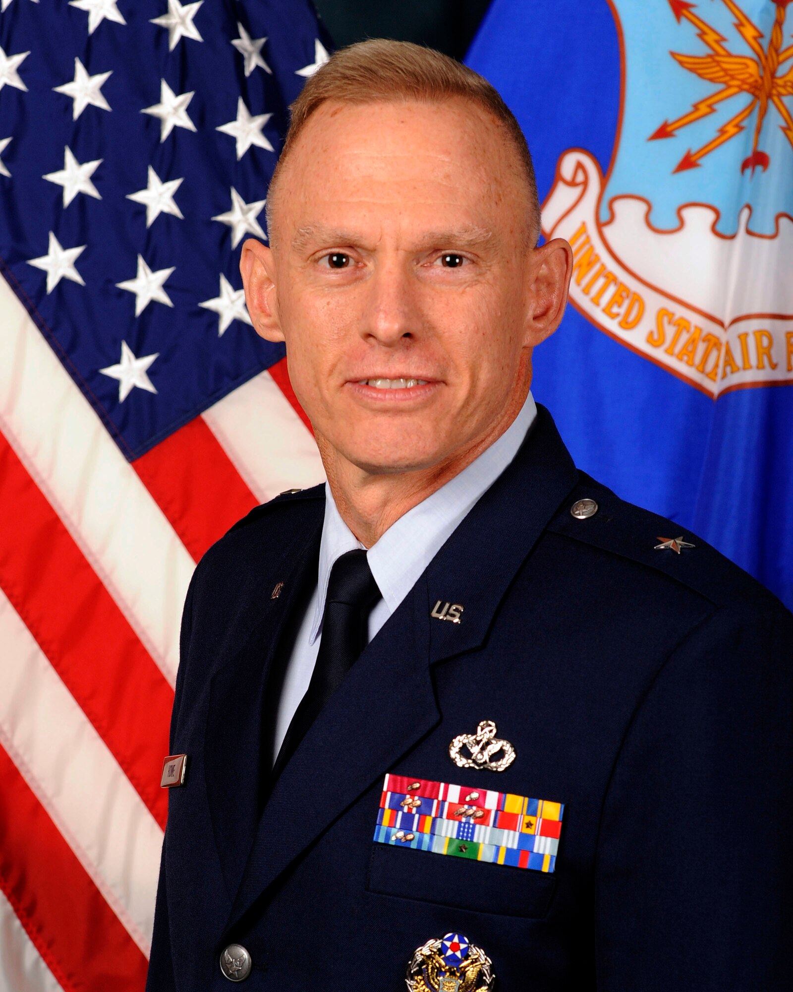 BRIGADIER GENERAL DAVE C. HOWE > Air Force > Biography Display