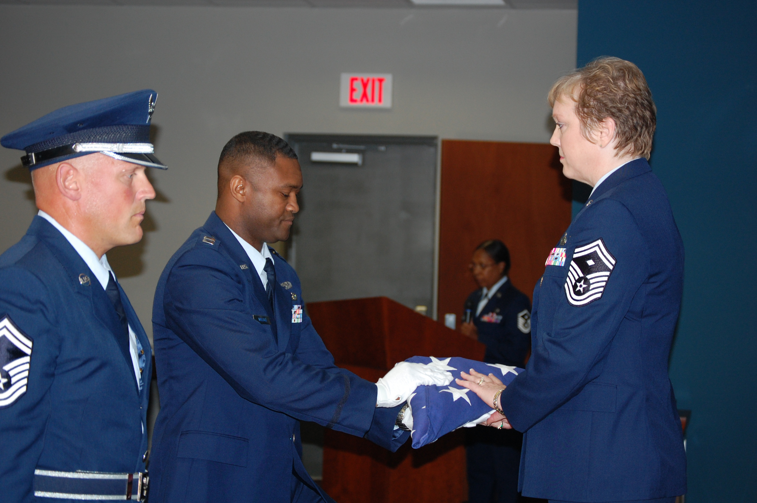 We hate to see you go > 916th Air Refueling Wing > Article Display