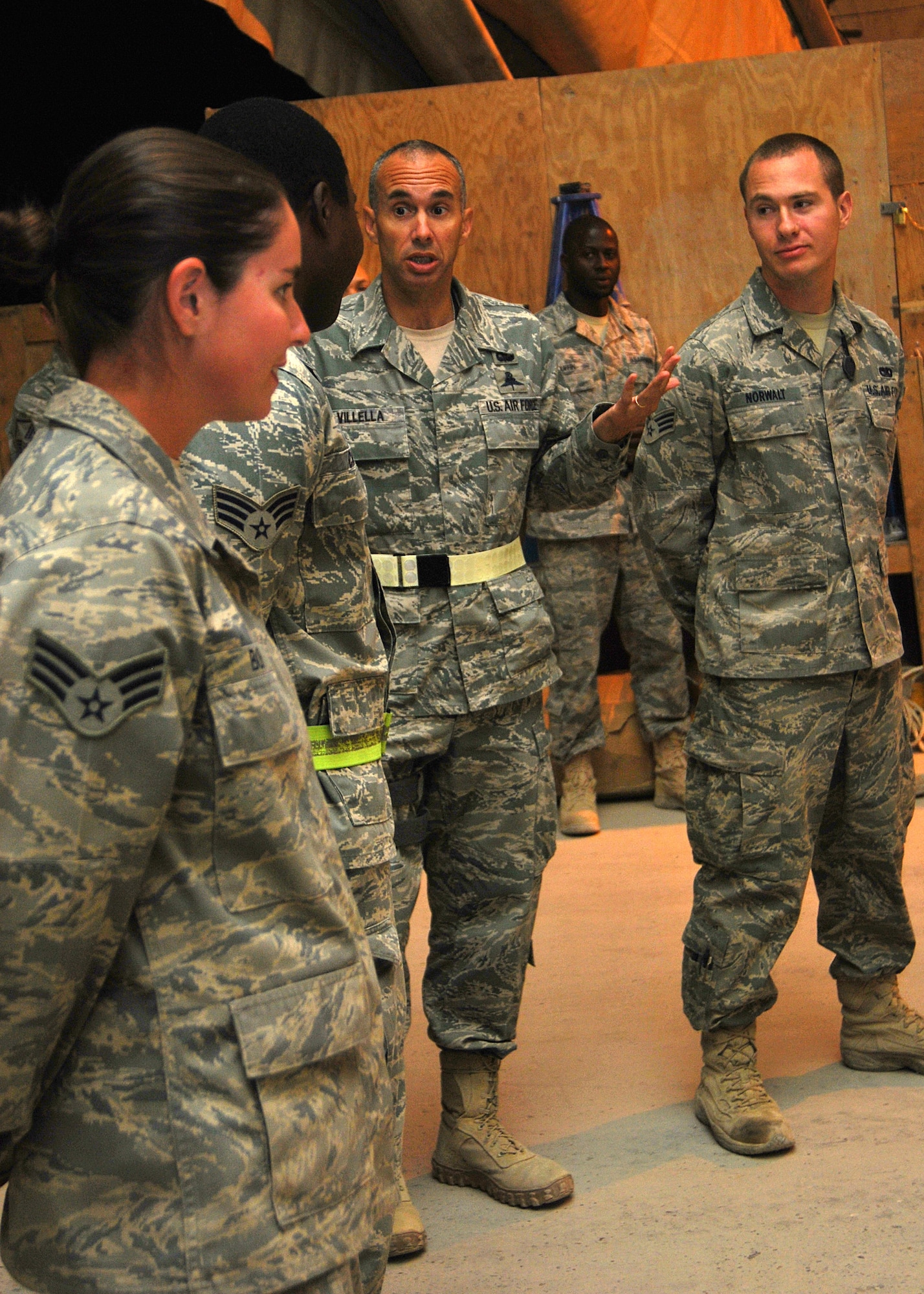 AFCENT command chief visits KAF > U.S. Air Forces Central > News