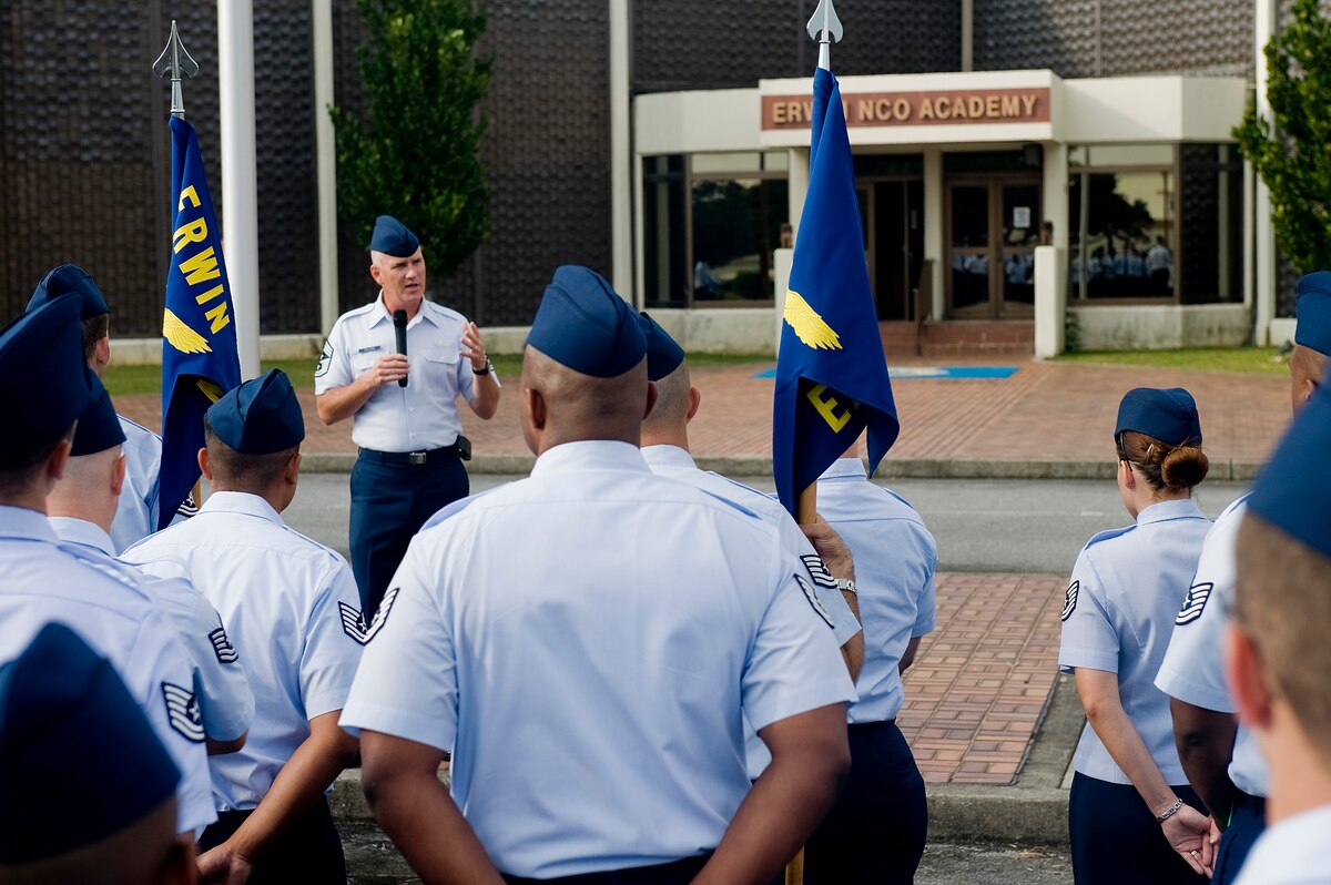PACAF command chief visits Kadena, meets with Airmen > Kadena Air Base ...