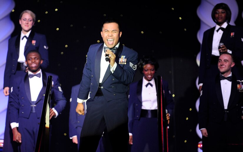 633 FSS Airman entertains the masses > Joint Base Langley-Eustis ...