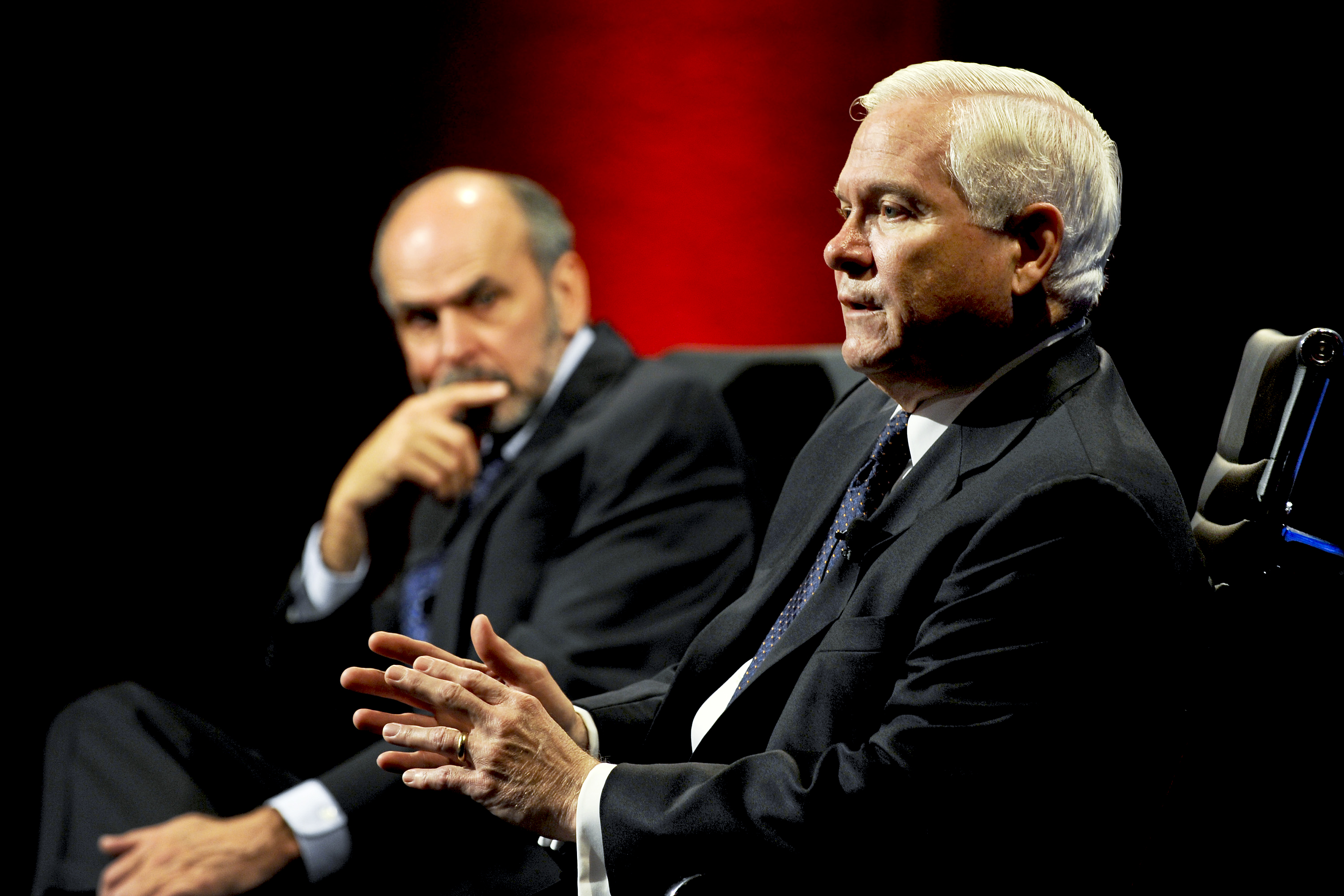 Cyber attacks present 'huge' threat, Gates says > Air Force > Article ...