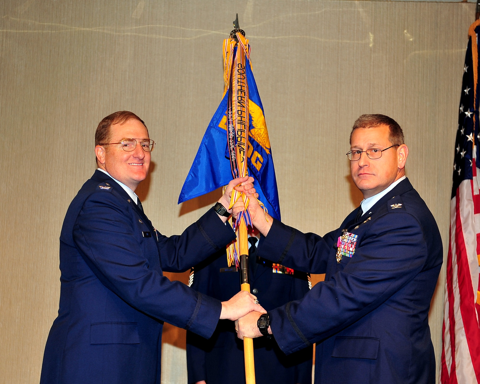 5th OG changes command > Minot Air Force Base > Article Display