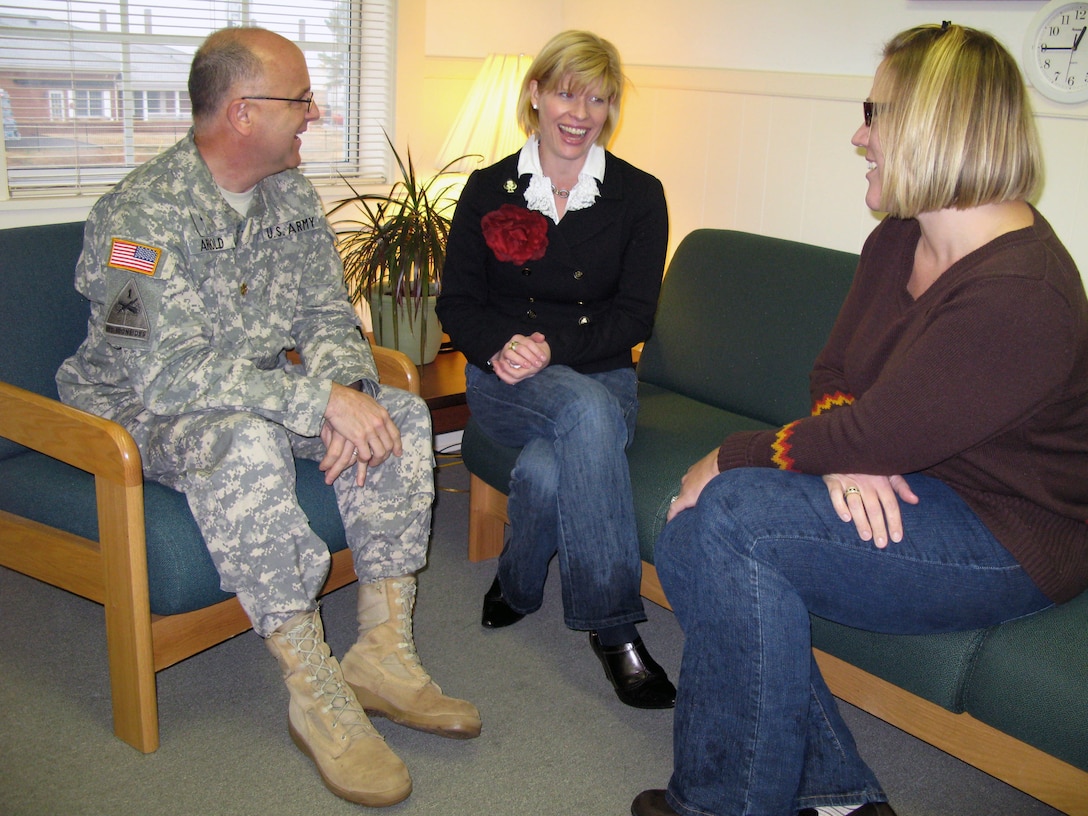 Army Maj. Stanley Arnold, family life chaplain at Fort Campbell, Ky ...