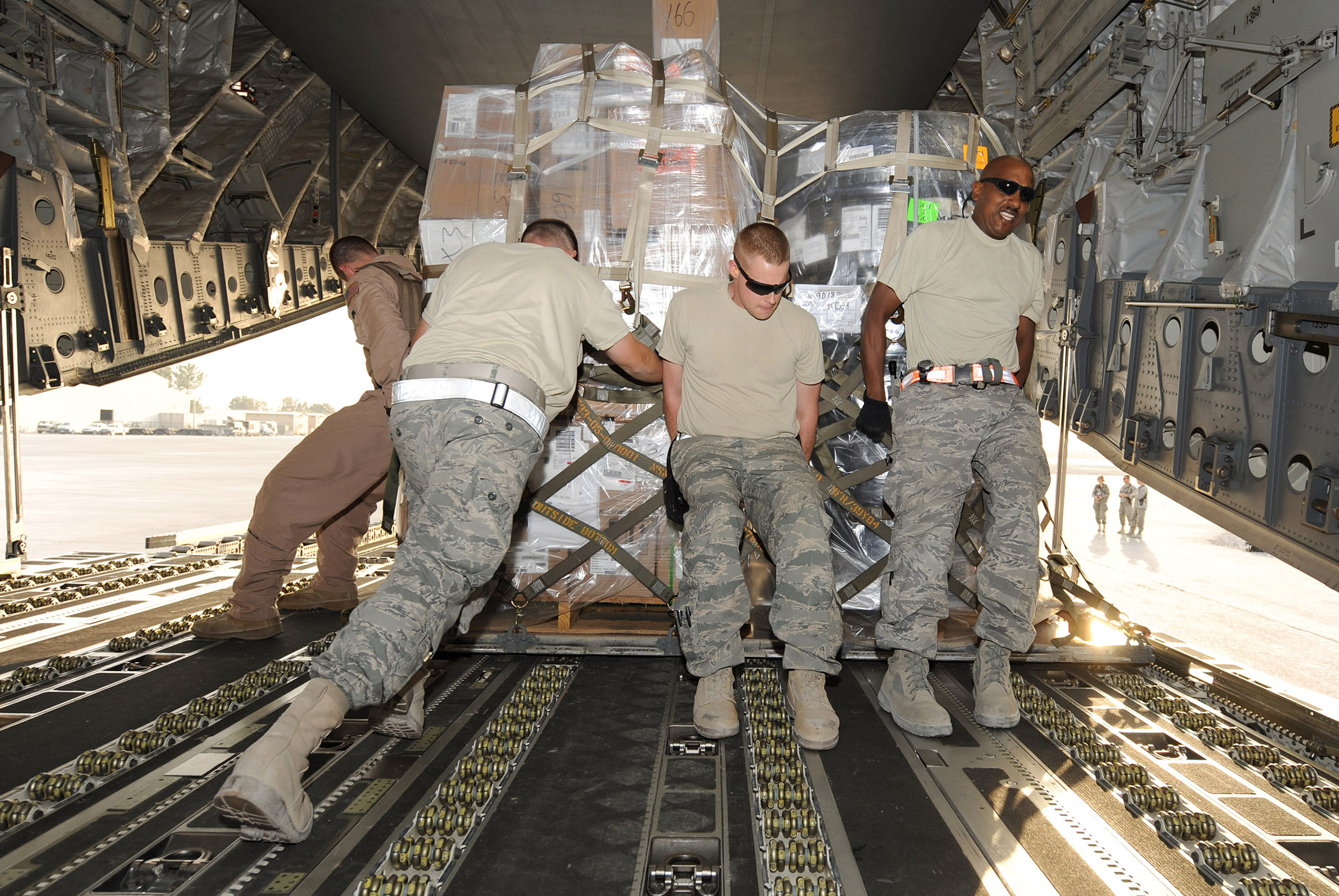Total force Airmen keep mission moving together > Air Force > Display