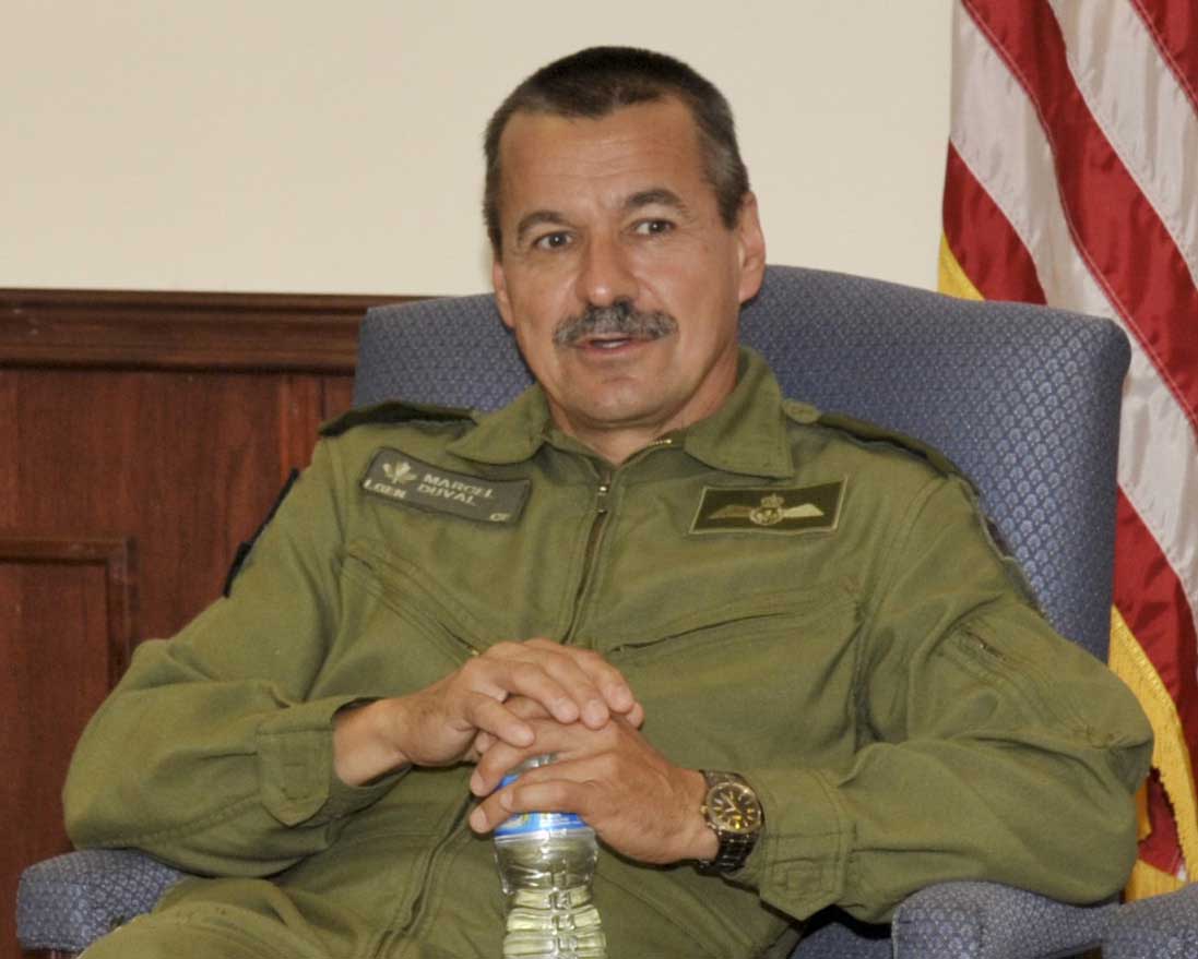 NORAD deputy visits CONR, Canadians > CONR-1AF (AFNORTH & AFSPACE ...