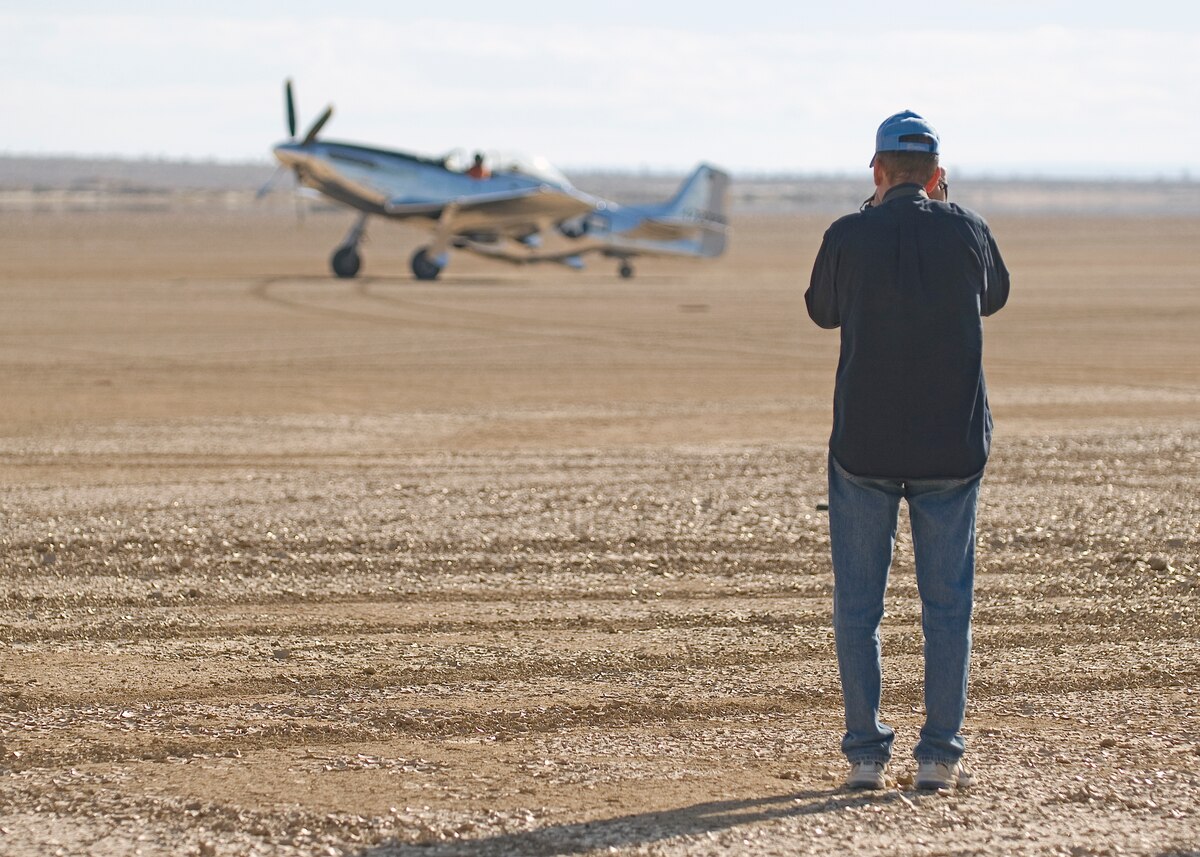 Flight Test Nation 2010 Lakebed Fly-in called a success > Edwards Air ...