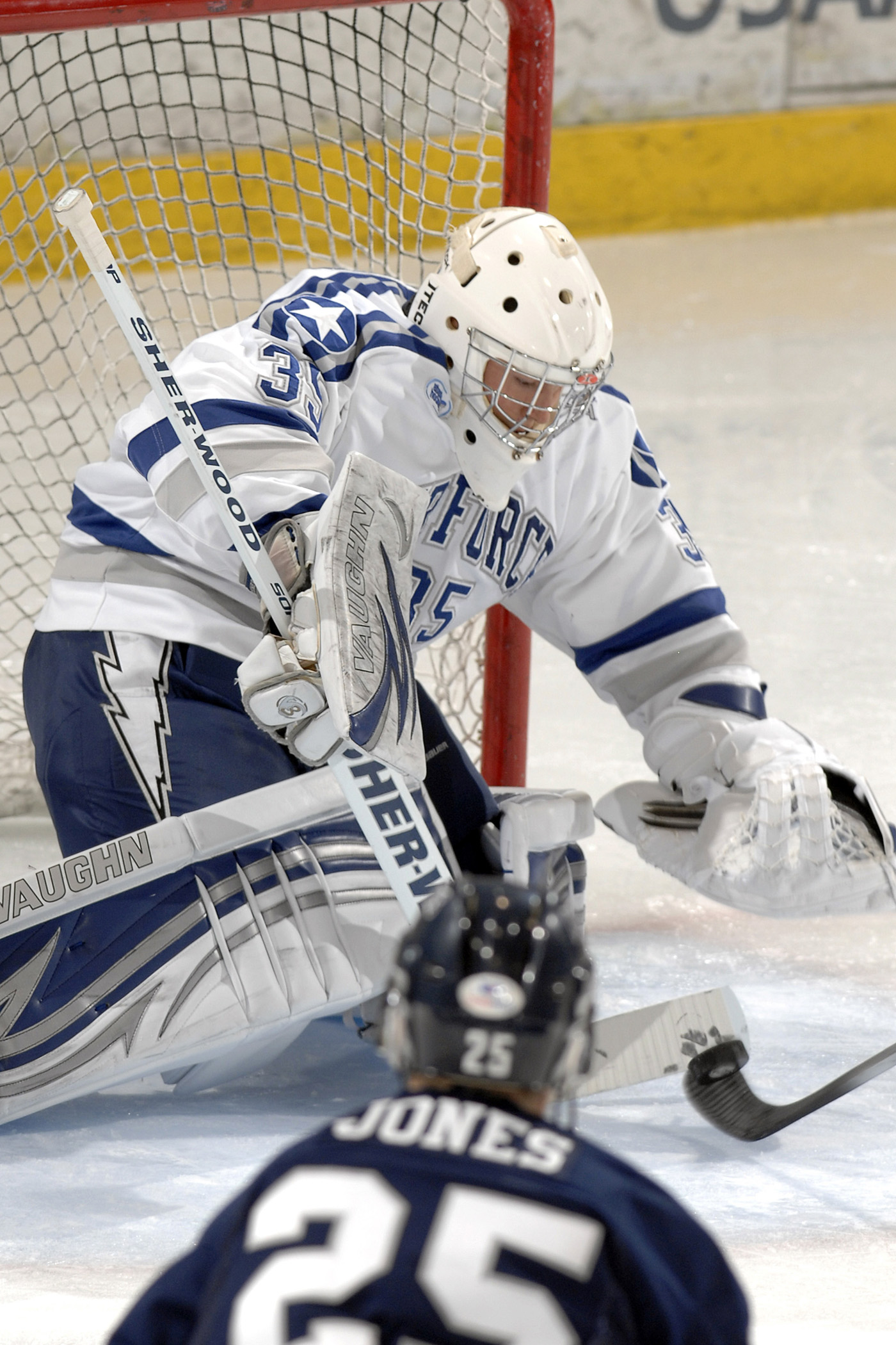 Falcons defeat the Pronghorns