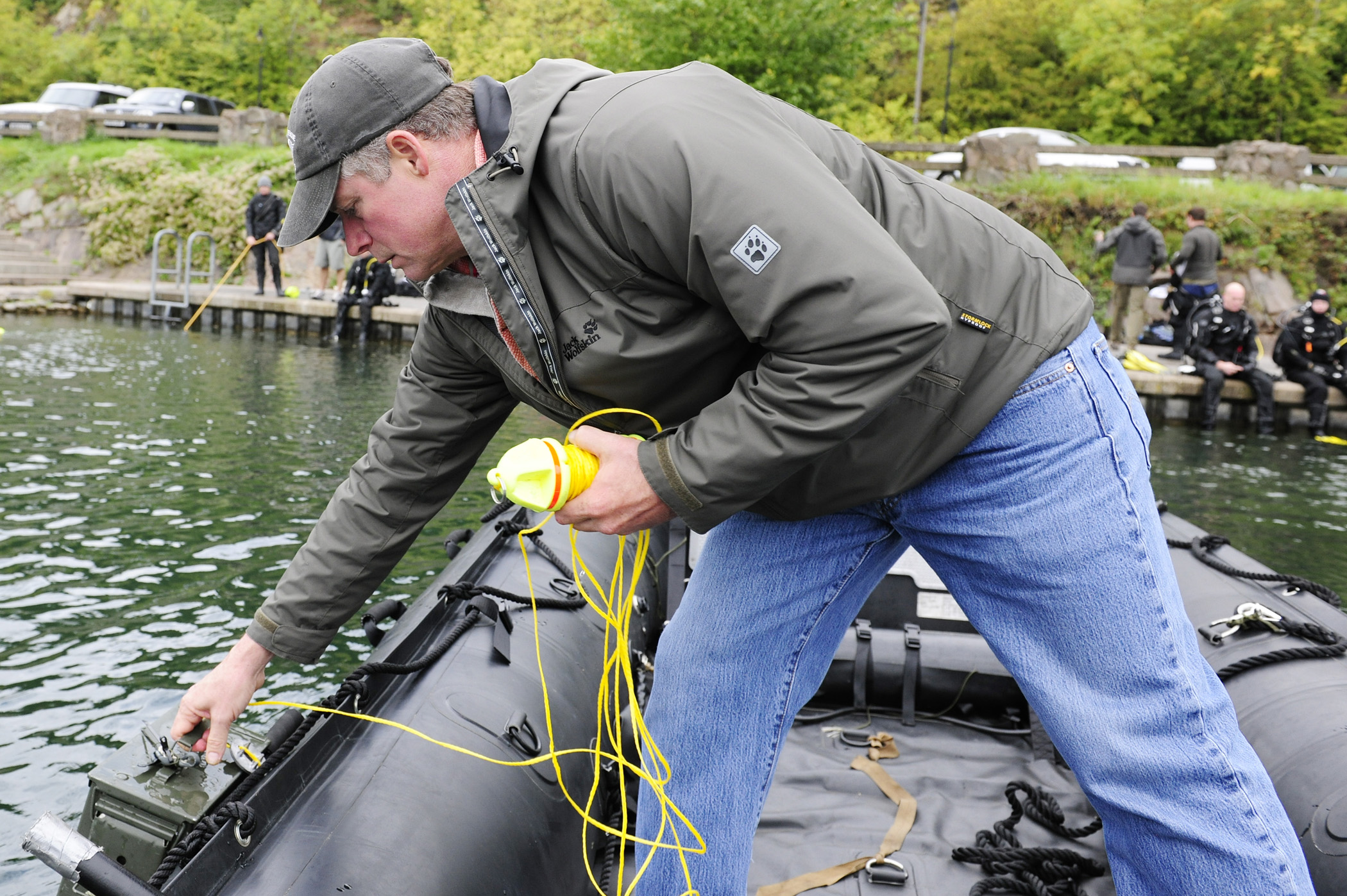 Pararescuemen train to save lives > Air Force > Article Display
