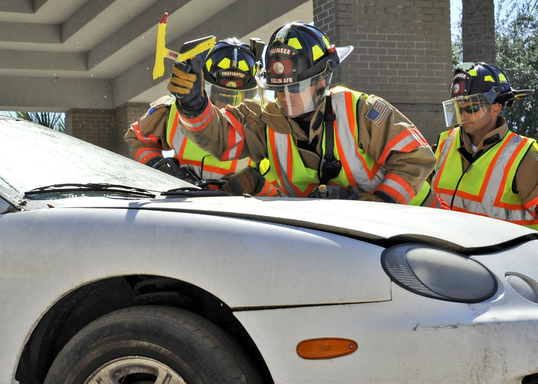 FPW: Car extraction > Eglin Air Force Base > Article Display