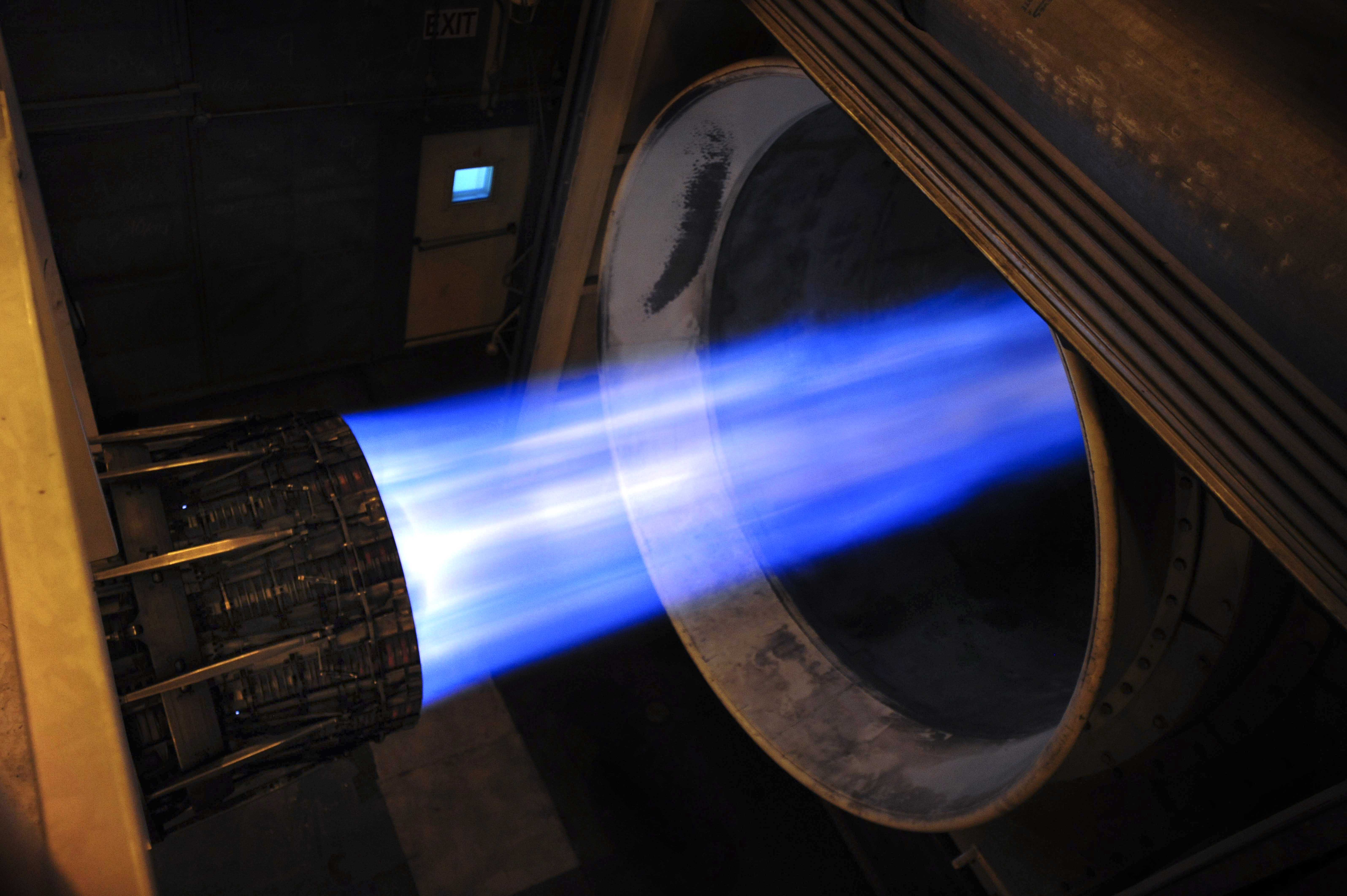 A B-1B Lancer General Electric F-101 turbofan engine is tested at ...