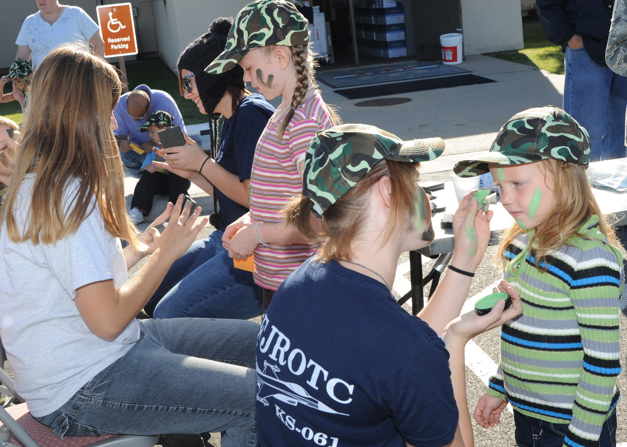 A&FRC teach children about deployments > McConnell Air Force Base > News