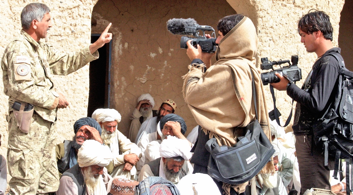 Marjah leaders rally locals for peace as US Marines see signs of ...