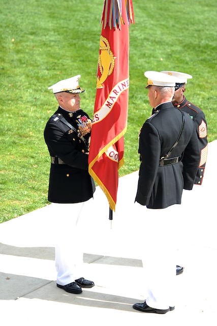 Taking the reins: Marine Corps welcomes new commandant > Marine ...