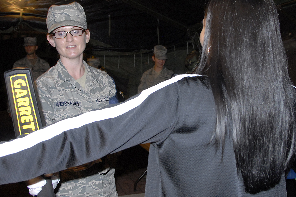 Osan residents complete NEO exercise > Osan Air Base > Article Display