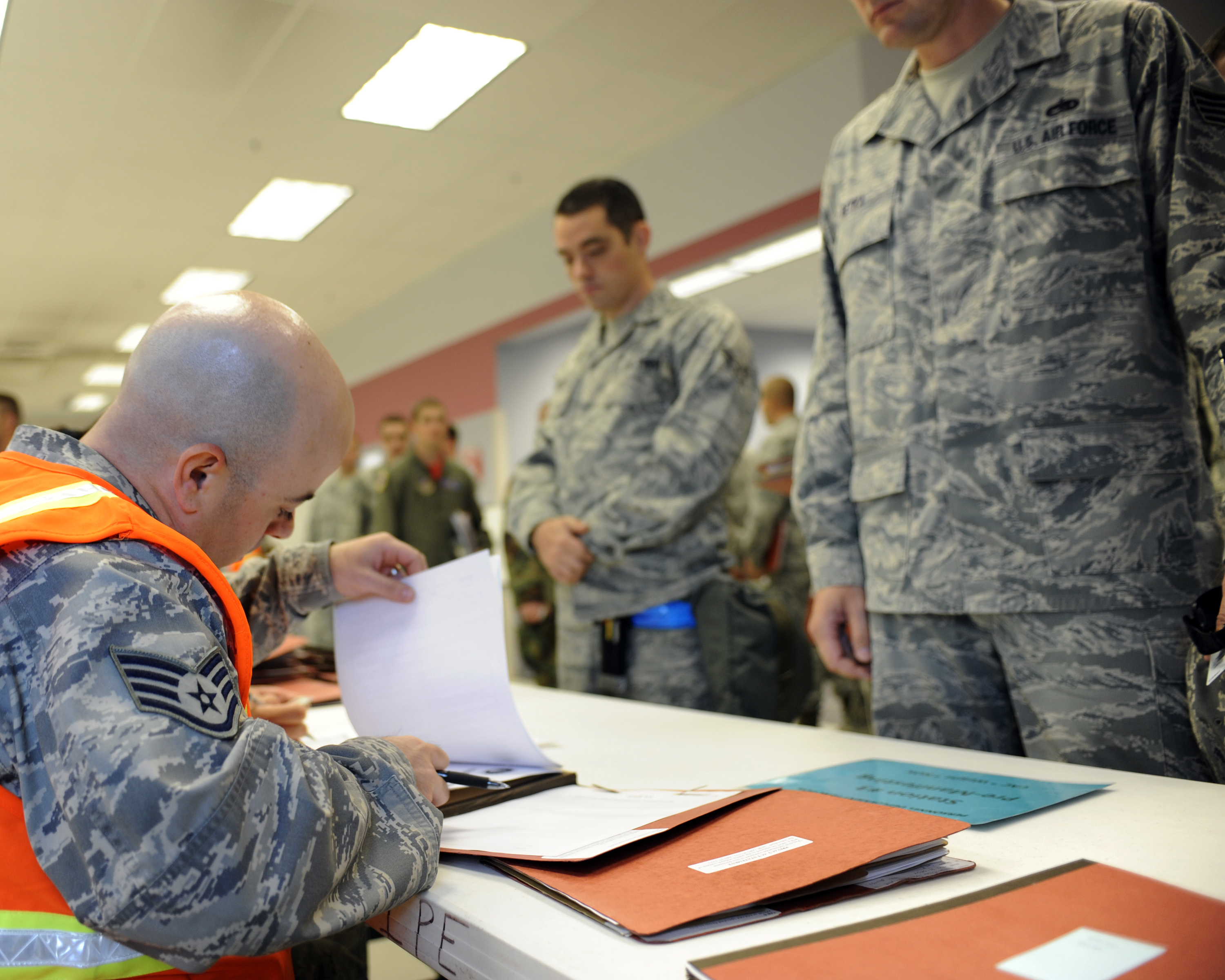 Eielson Airmen deploy > Eielson Air Force Base > Display