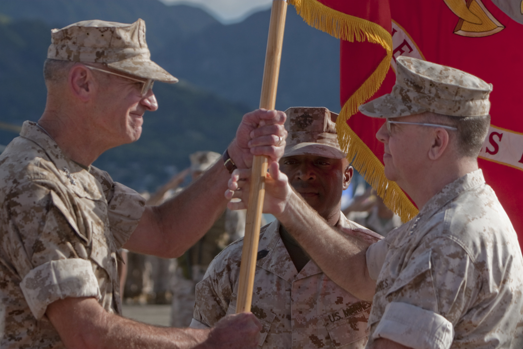 MarForPac general passes the torch > U.S. Marine Corps Forces, Pacific ...