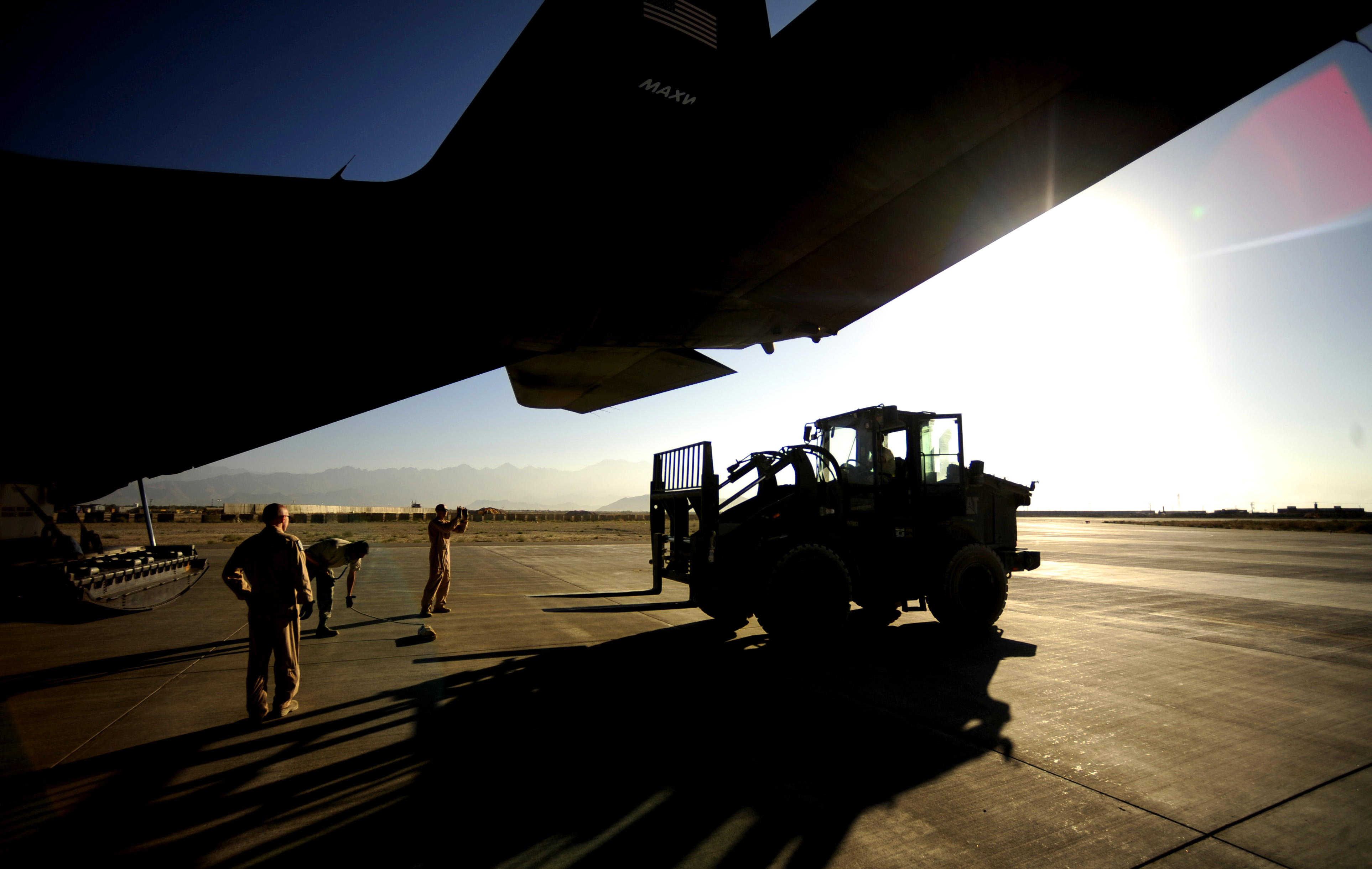 U.S. aircrew builds relationships with Pakistan Air Force > U.S. Air ...