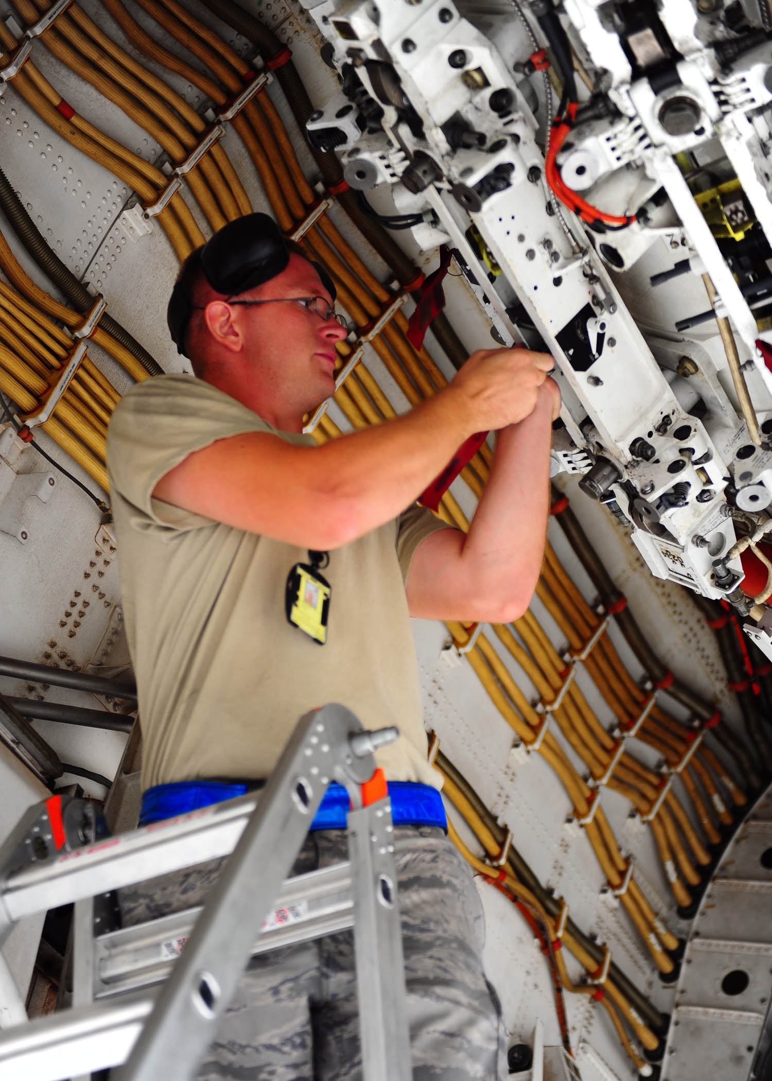B-1 carries first full JASSM load > Dyess Air Force Base > Article Display