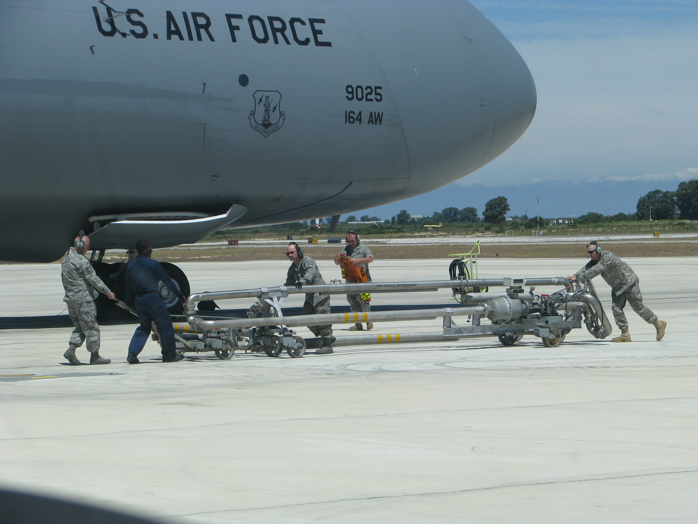 445th MXS, AMXS support C-5s ‘en route’