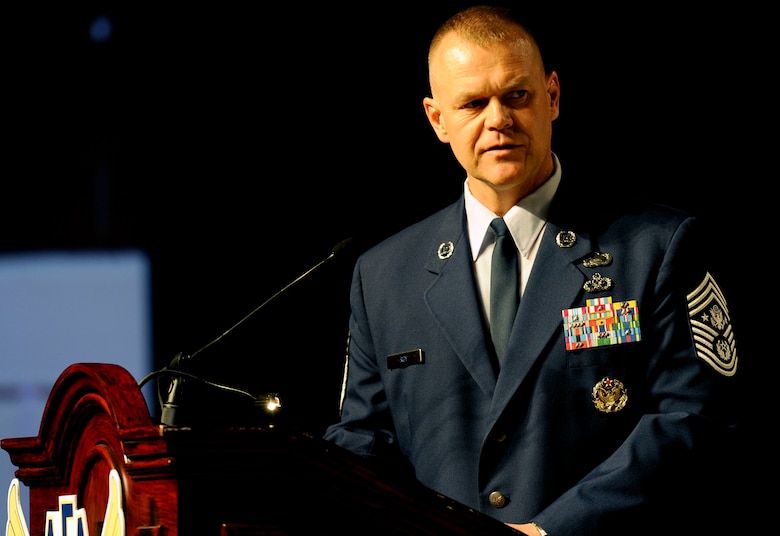 Photo Essay: CMSAF Roy leads forum > U.S. Air Force > Article Display