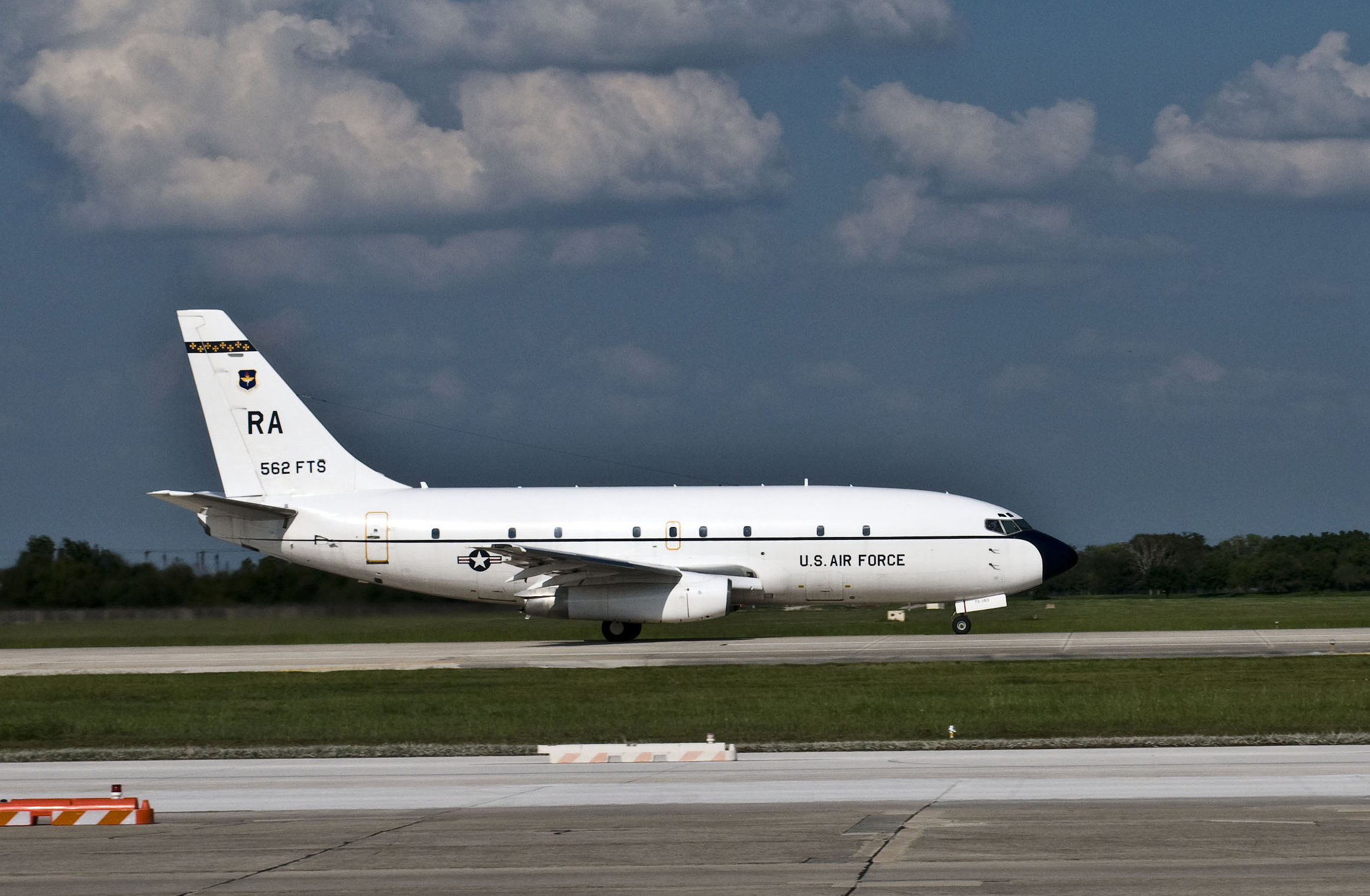 T-43 takeoff roll