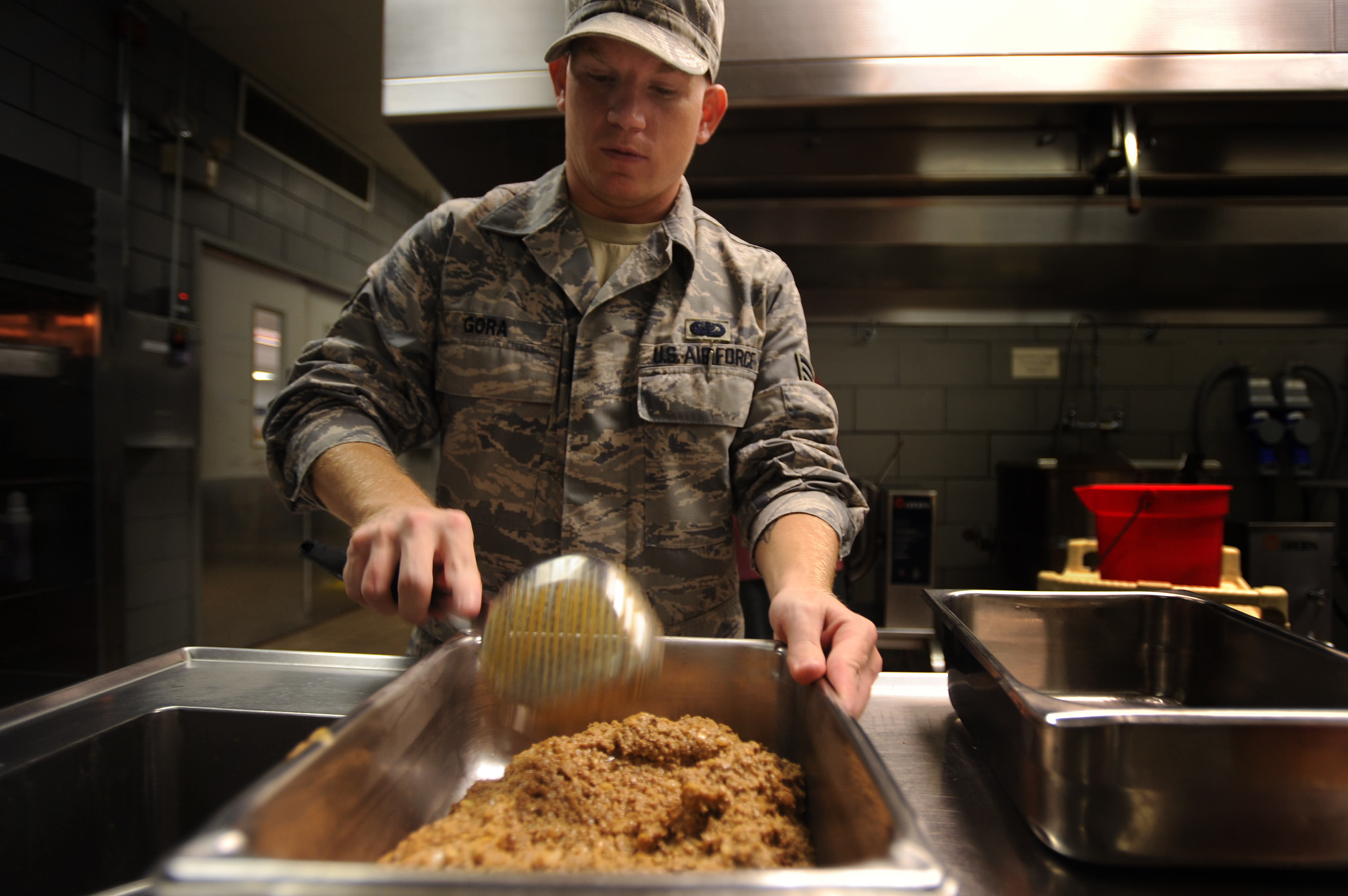 Ozark Inn gives Airmen food for thought > Whiteman Air Force Base ...