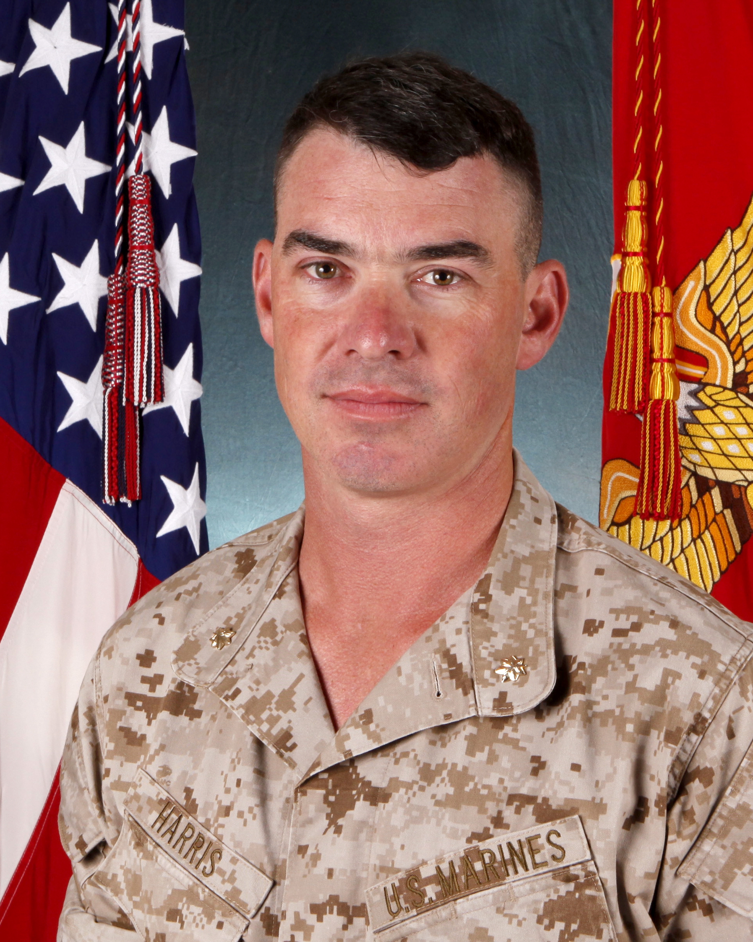 Harris Cmd Photo.JPG