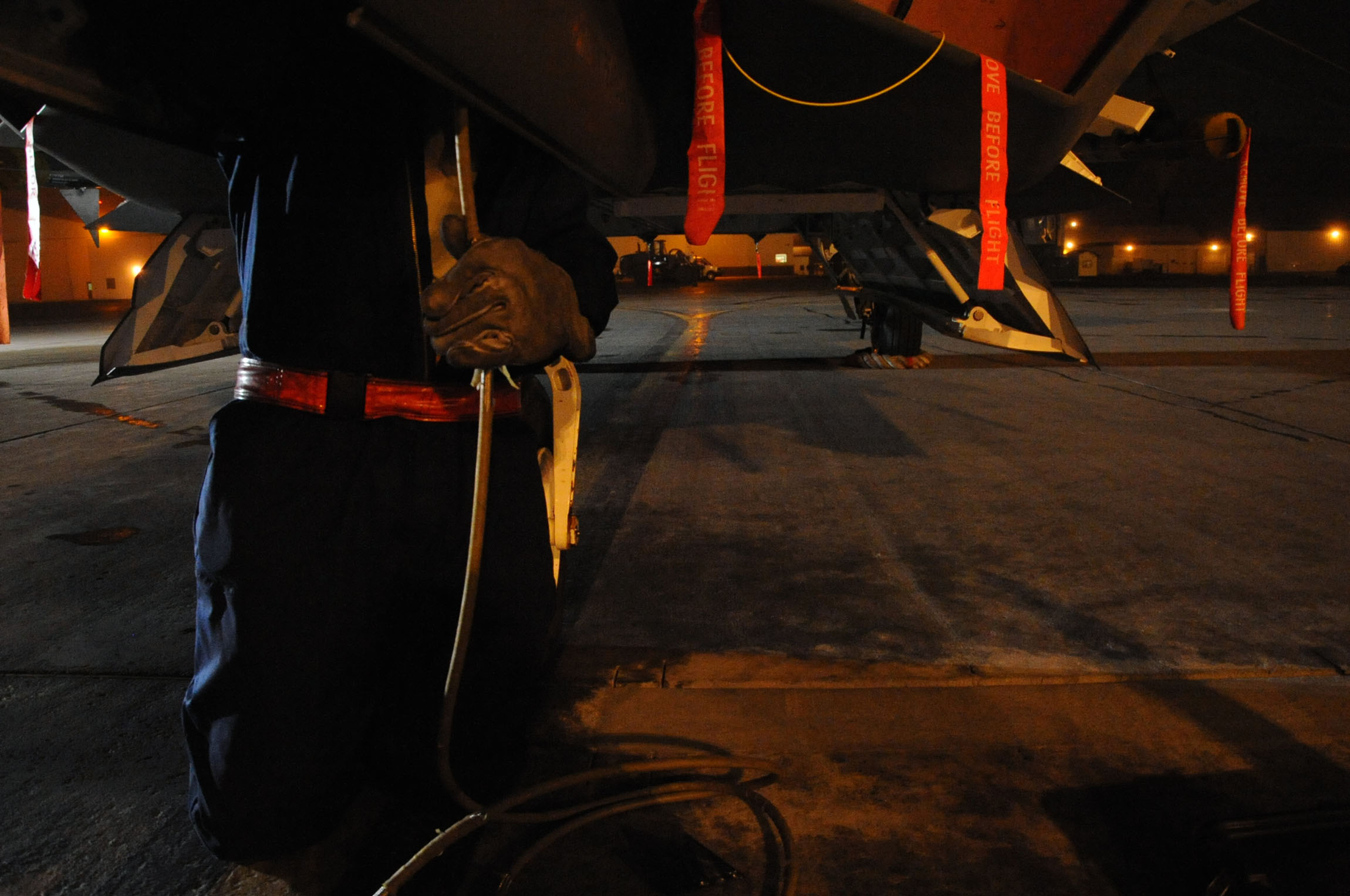 90th AMU Crew Chiefs Perform maintenance at night