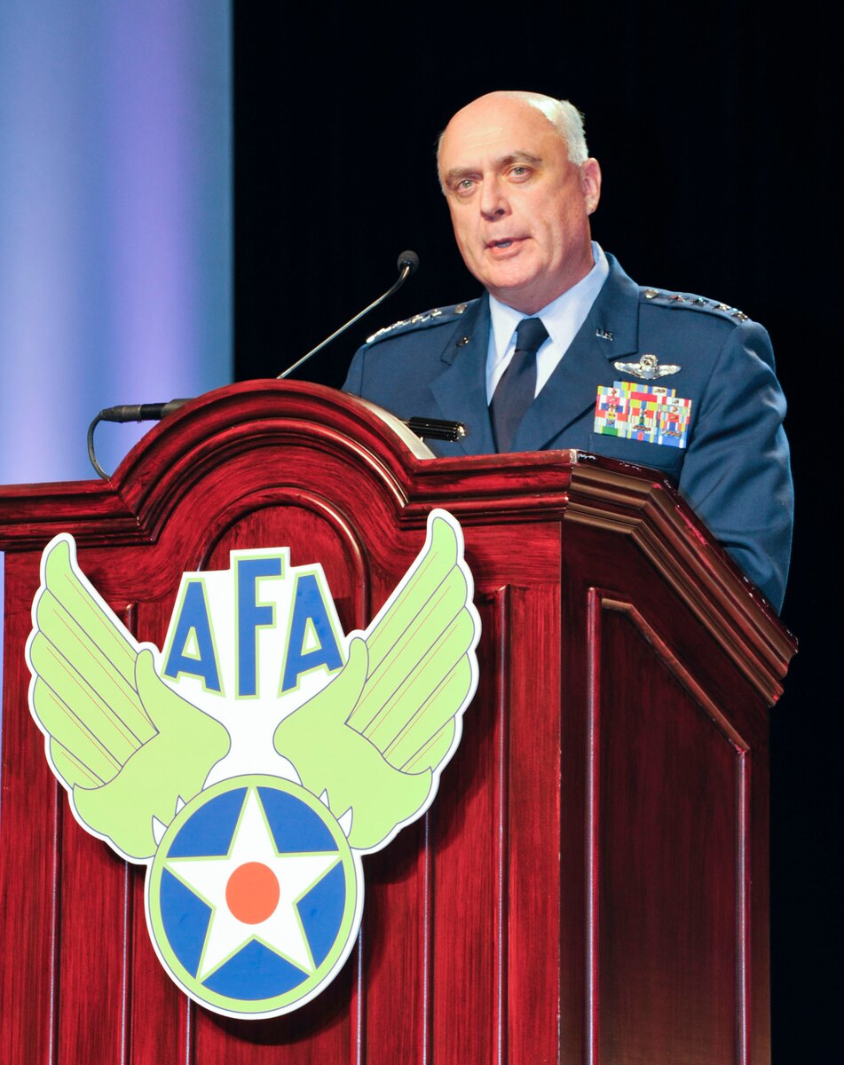 Outstanding Airmen honored at dinner > Air Force > Article Display