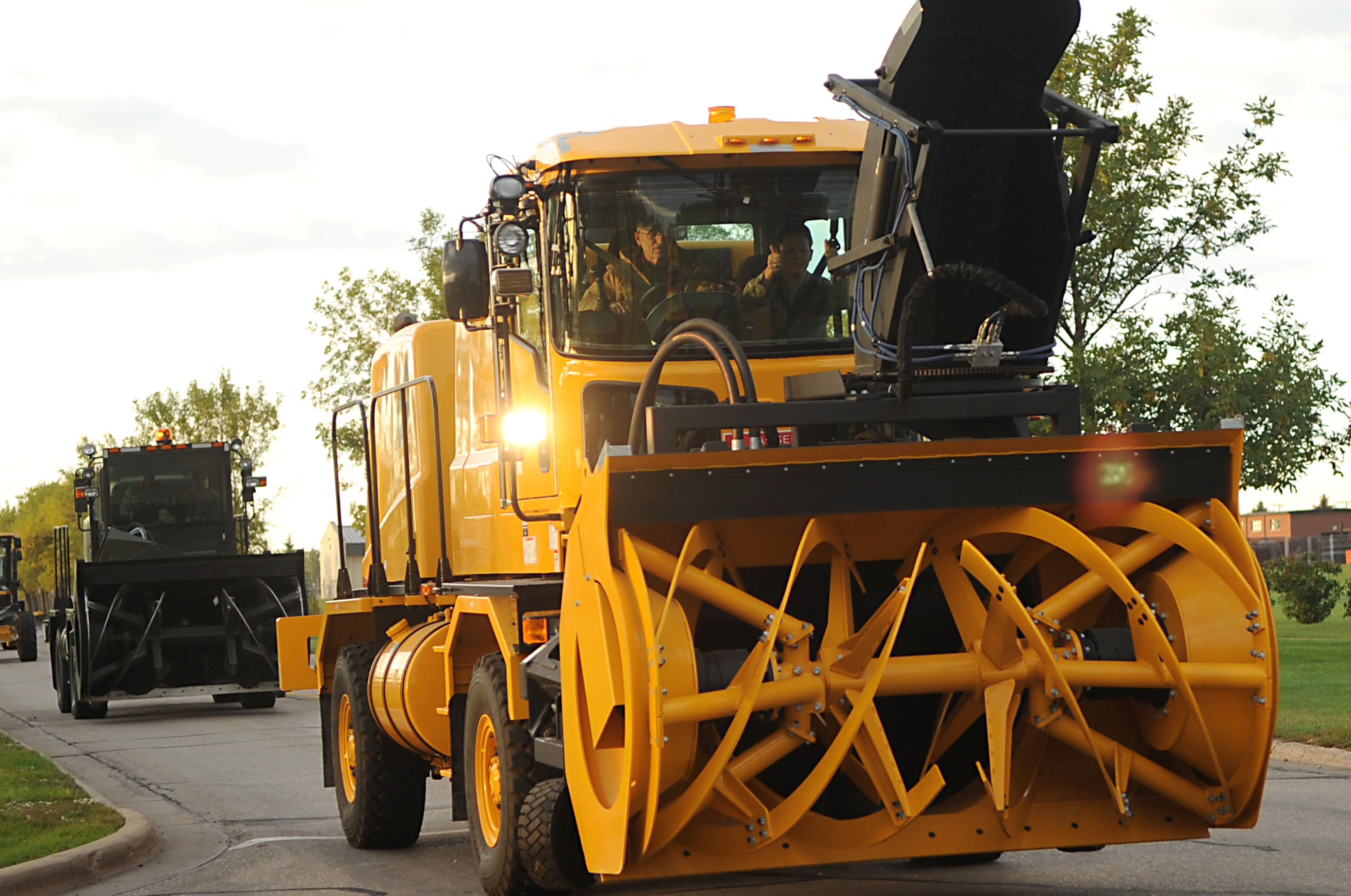 Grand Forks AFB holds annual snow parade > Air Mobility Command ...