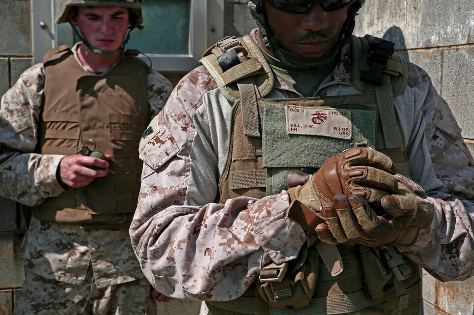 3rd Med. Bn. trains with M67 grenades > Marine Corps Installations ...