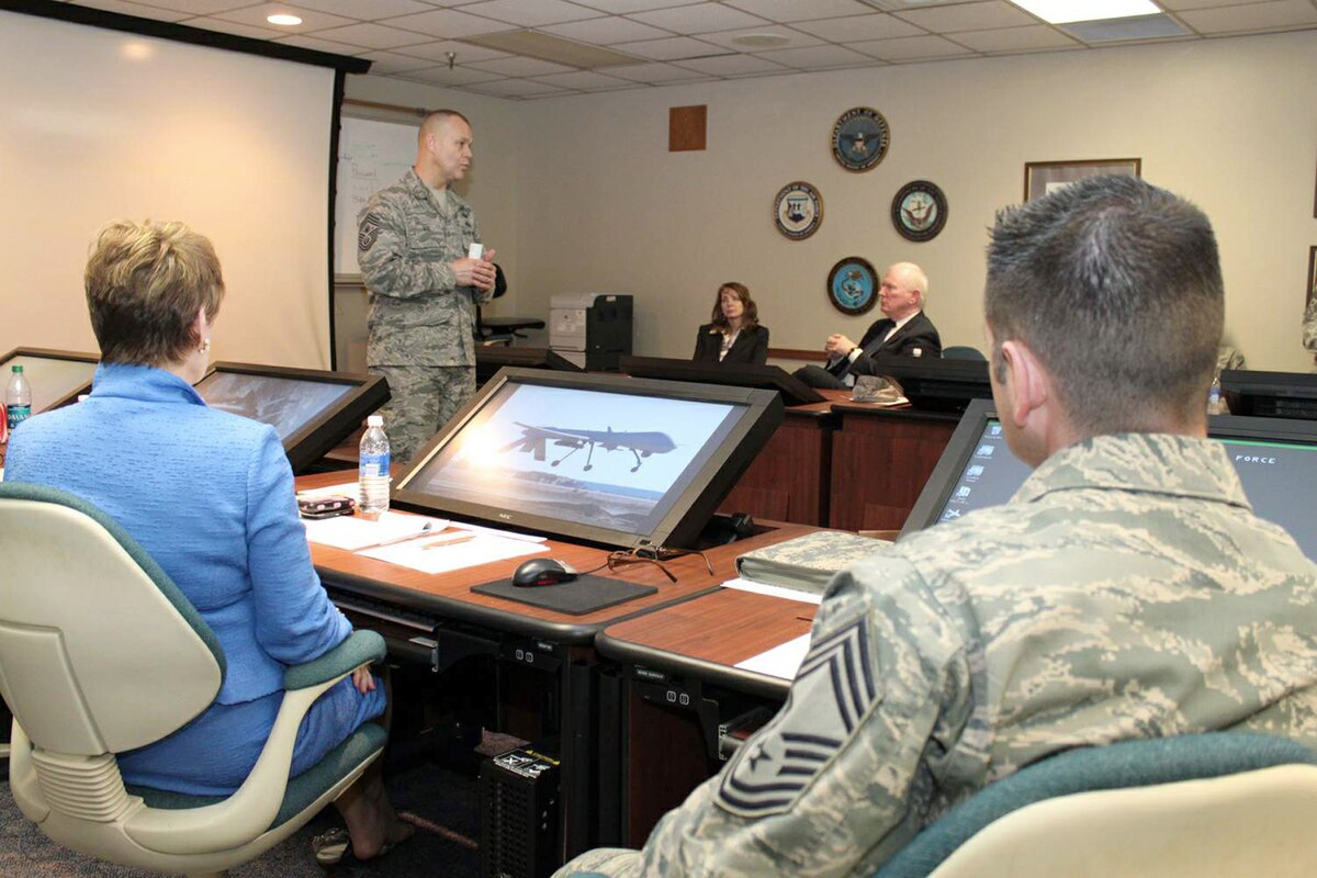 Air Force debuts pilot enlisted developmental team > Air Force ...