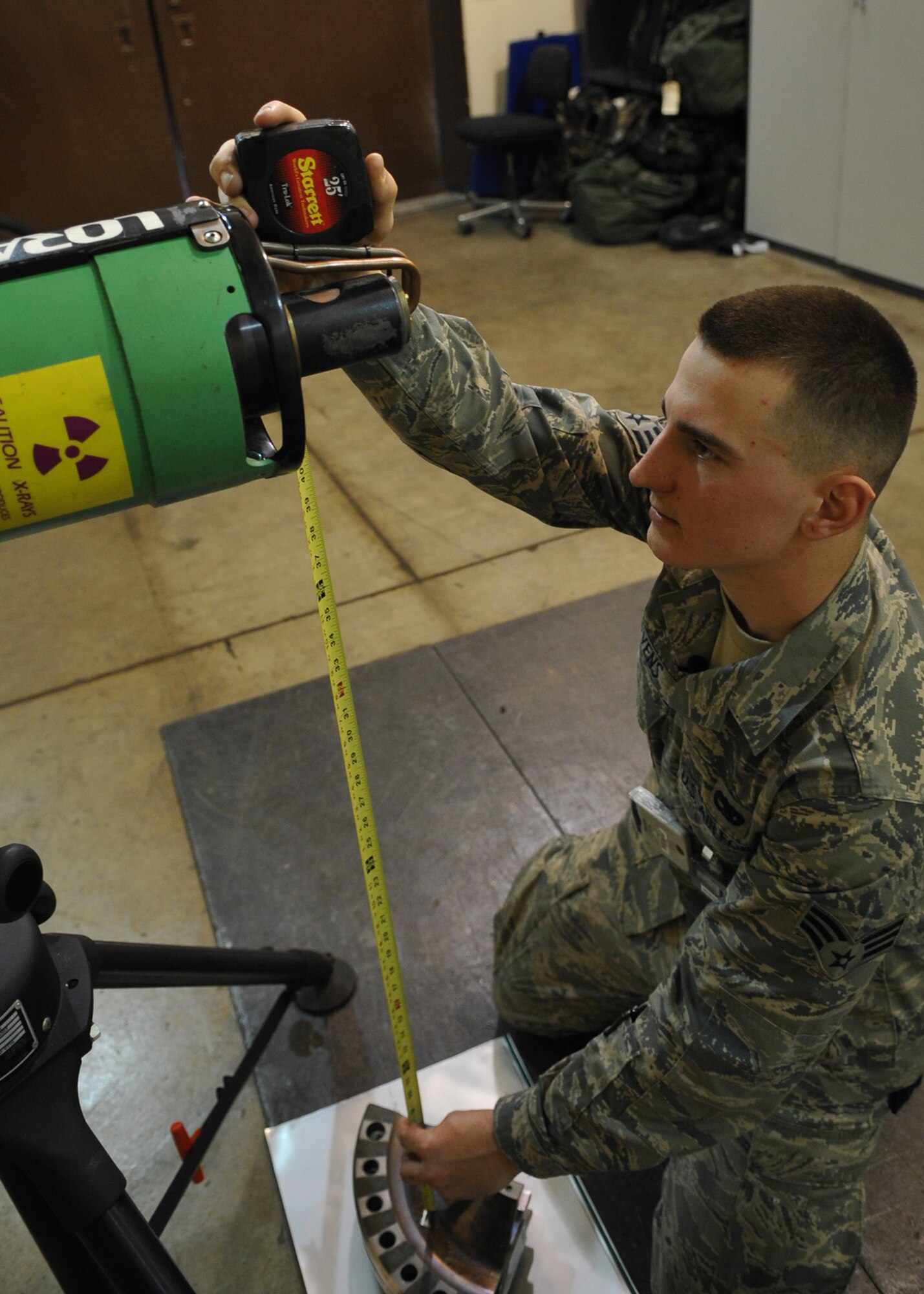 Airmen use X-rays to keep aircraft in fight > Osan Air Base > Stories