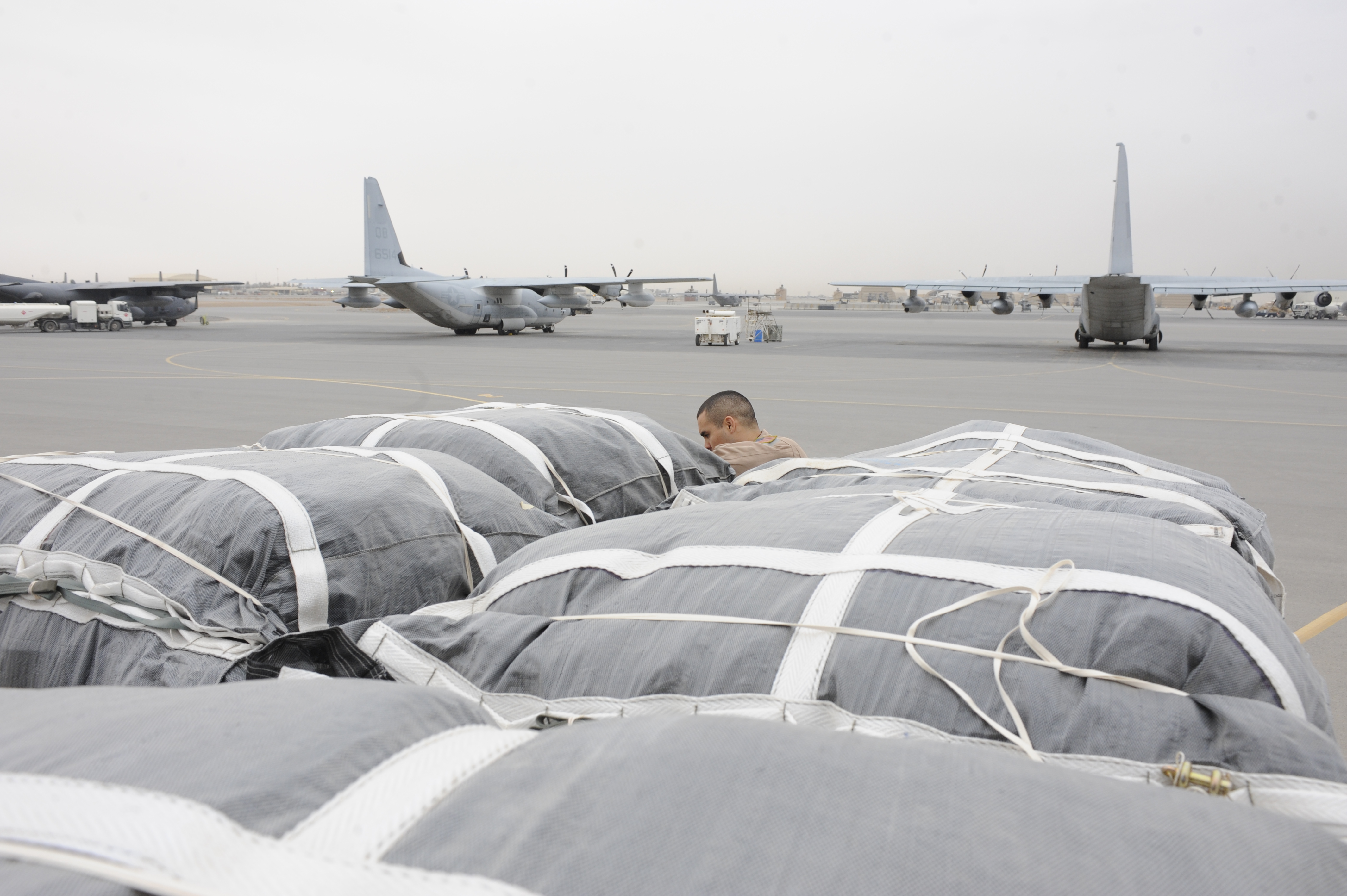 Airdrop record broken, again > U.S. Air Forces Central > News