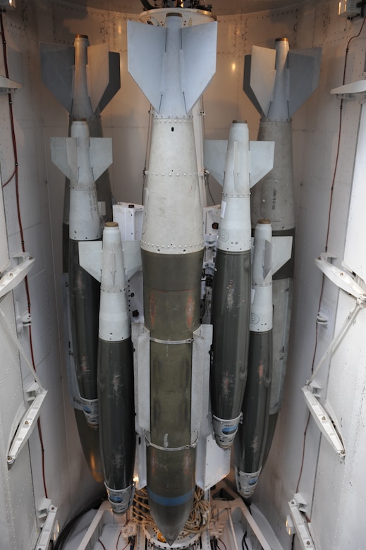 337 TES demonstrates ability to triple B-1 payload > Eglin Air Force ...