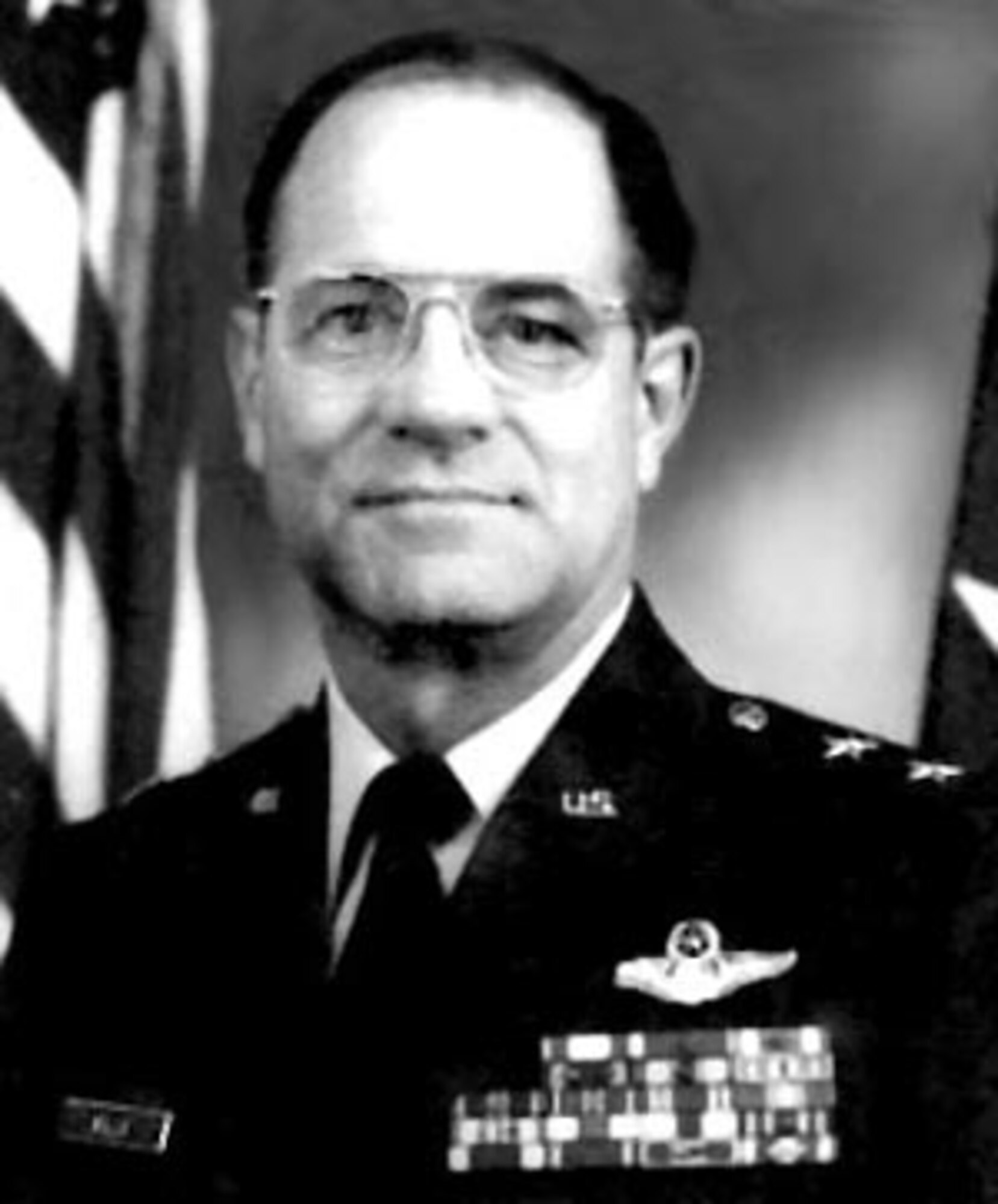 FRANK E. WILLIS > Air Force > Biography Display