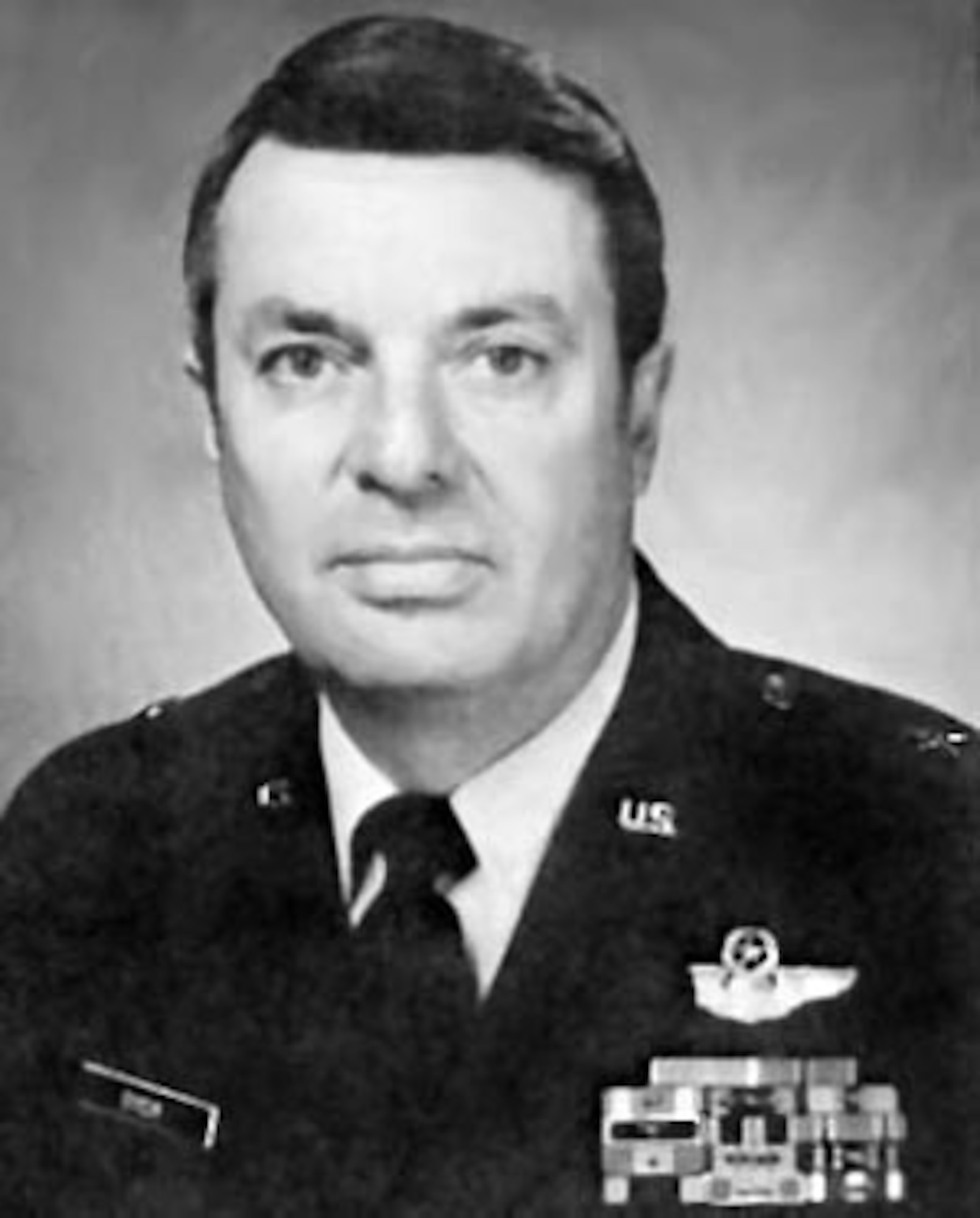 BRIGADIER GENERAL PINTARD M. DYER III > Air Force > Biography Display