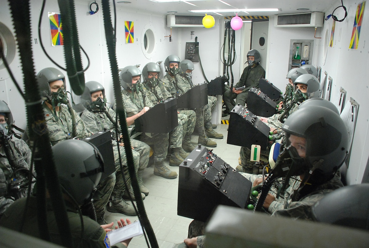 Altitude chamber training begins at the new 711th Human Performance ...