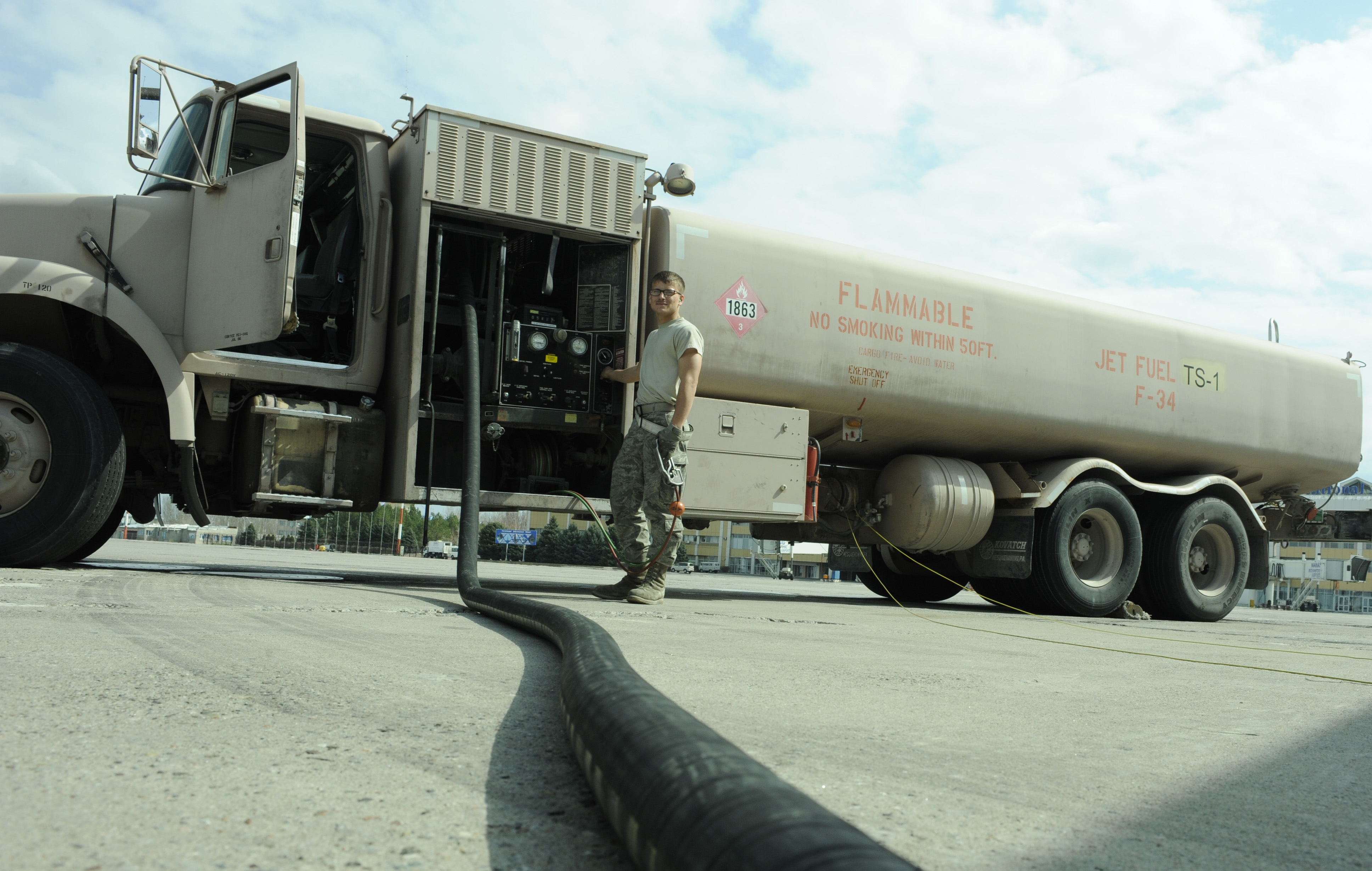 POL shatters fuels record > U.S. Air Forces Central > News