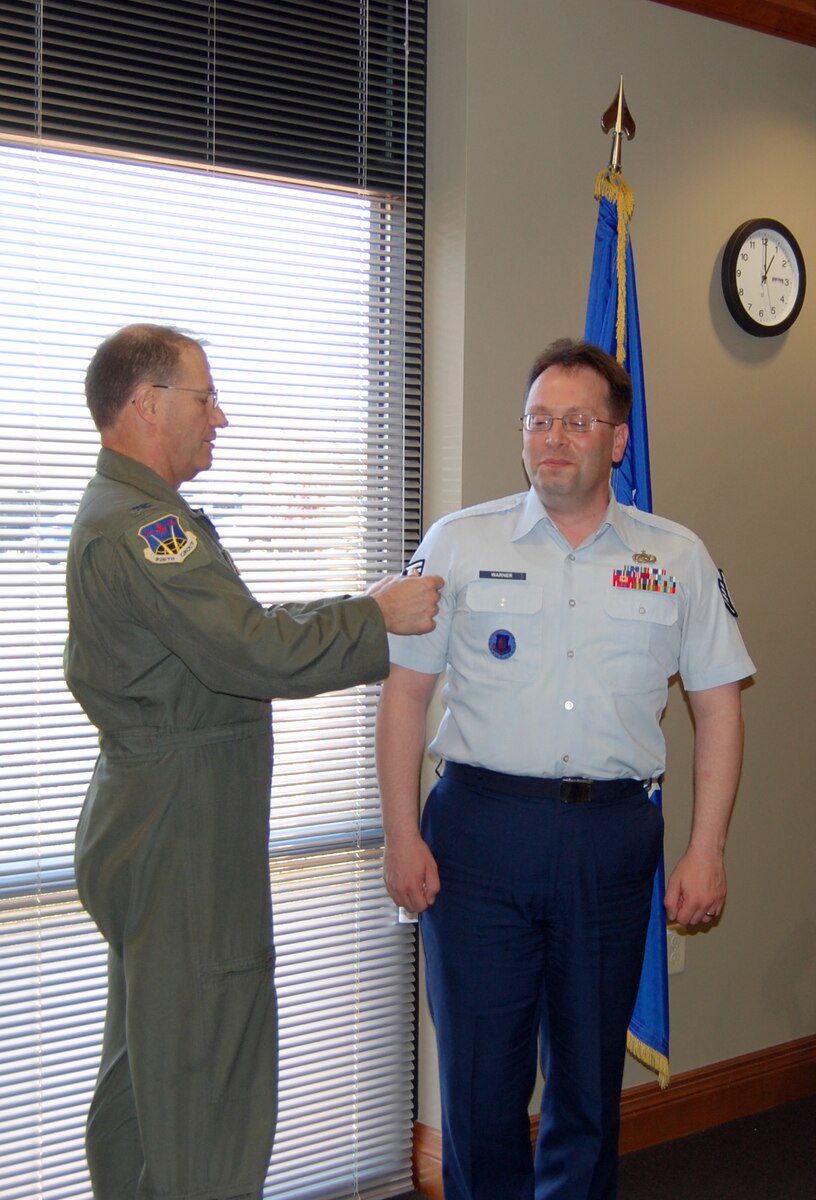 926th Group celebrates its newest promotees > 926th Wing > News