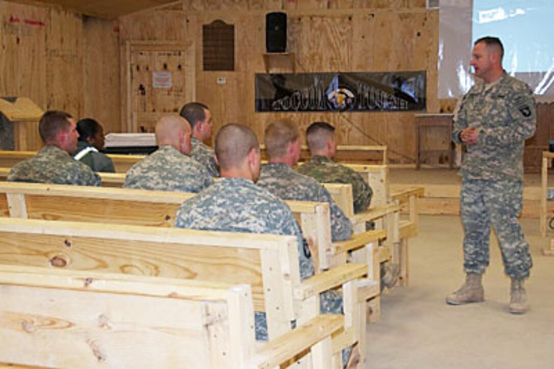 Army Chaplain (Maj.) Randall H. Robison, Task Force Currahee brigade ...