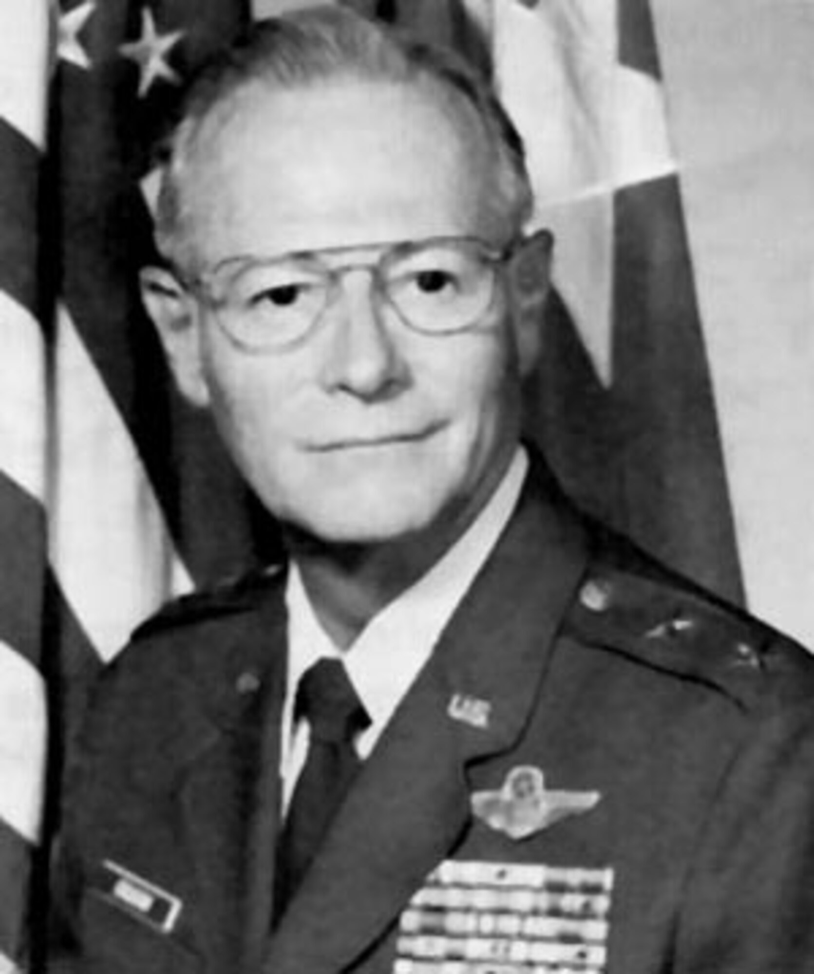 MAJOR GENERAL IRWIN P. GRAHAM > Air Force > Biography Display