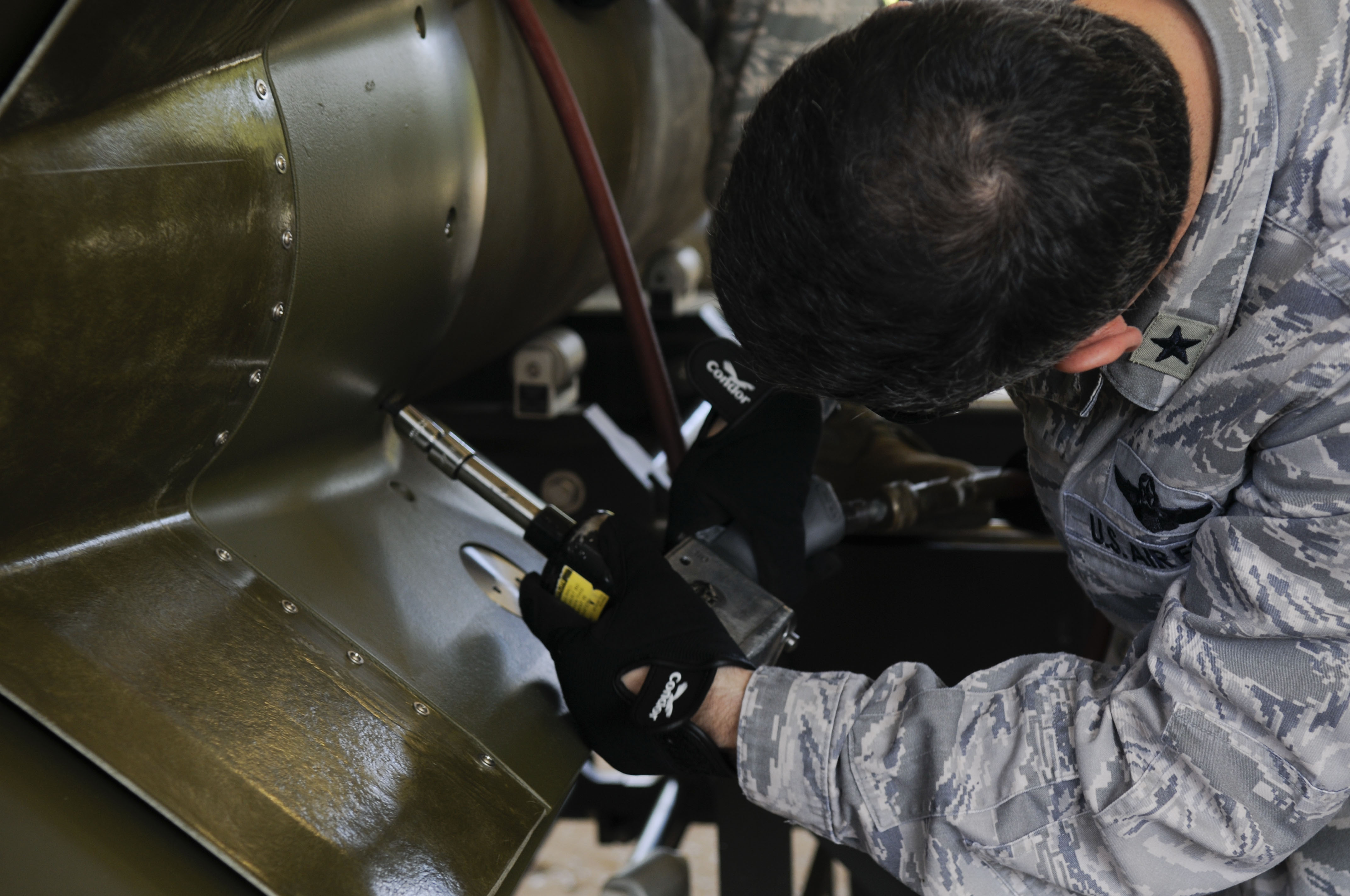 AMMO troops teach what it takes to build bombs > Kadena Air Base ...