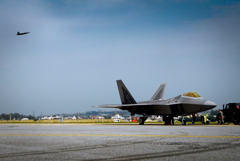 Bulldogs: 525th Fighter Squadron sets sortie record at Kadena Air Base ...