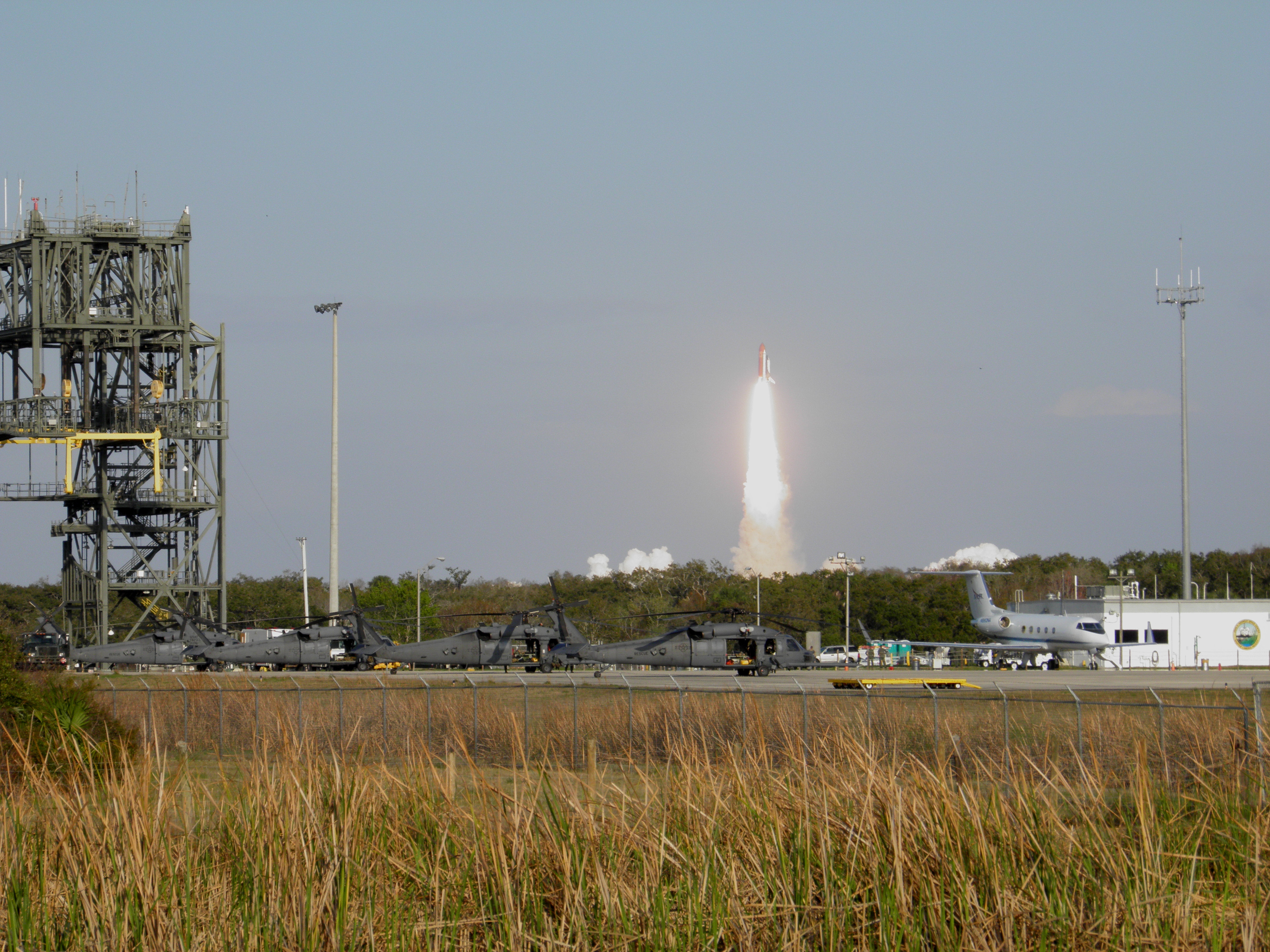 Team Rescue counts down for historic space shuttle launch > Air Force ...