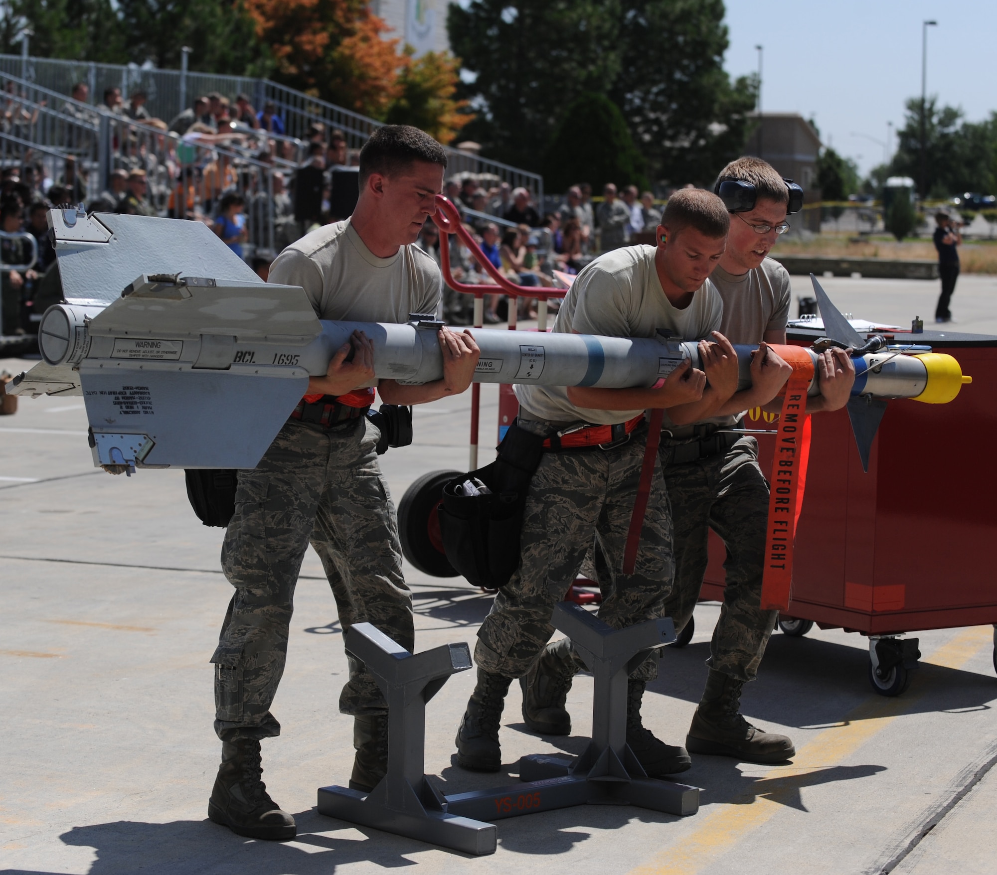 391st wins quarterly weapons load competition > Mountain Home Air Force ...