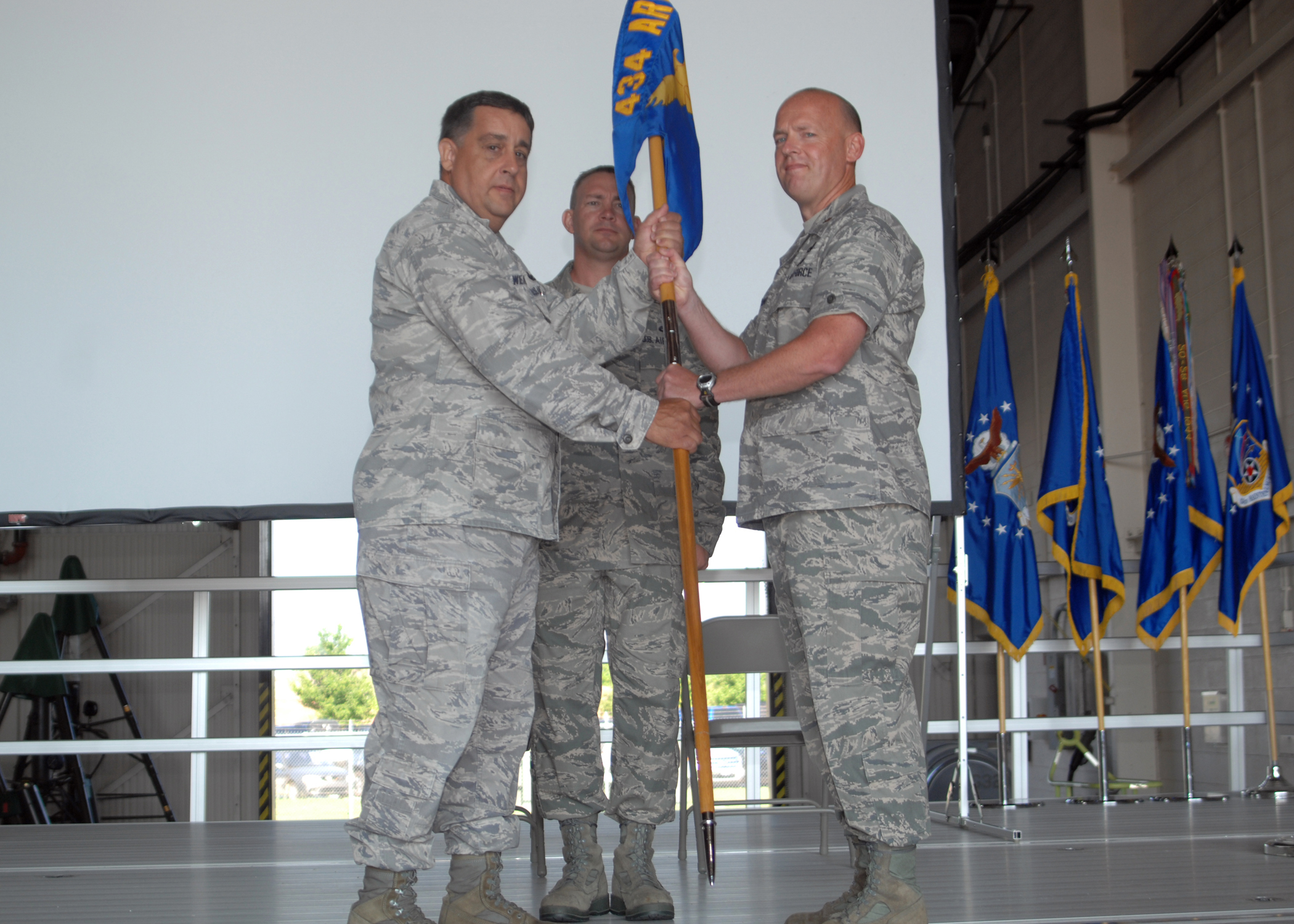 MOF gets new commander > Grissom Air Reserve Base > Article Display