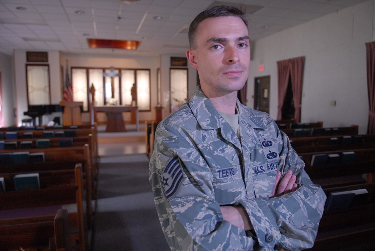 Chaplain assistants play vital role in religious accommodation > Air ...