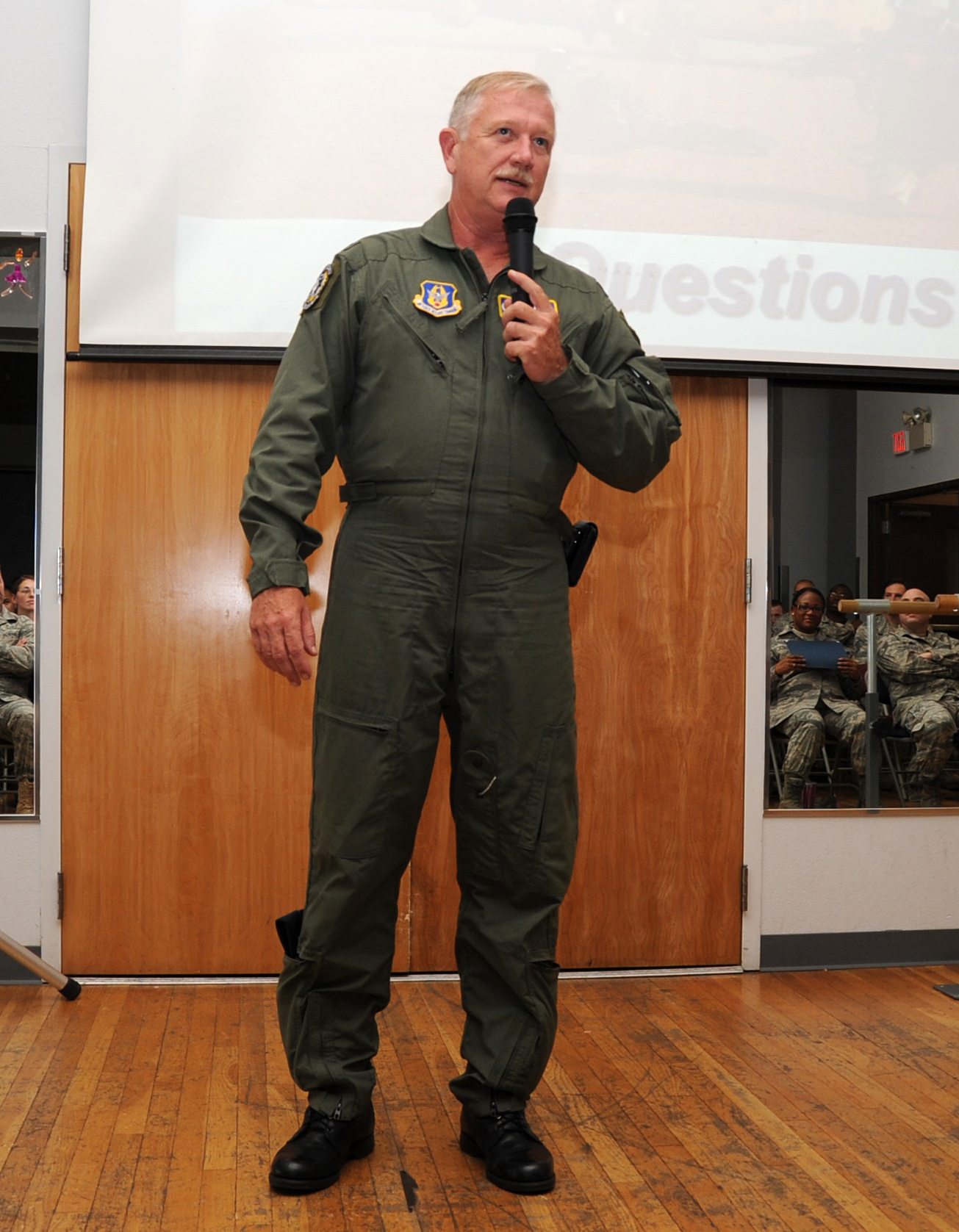 Rescue wing commander visits group one last time > 920th Rescue Wing ...